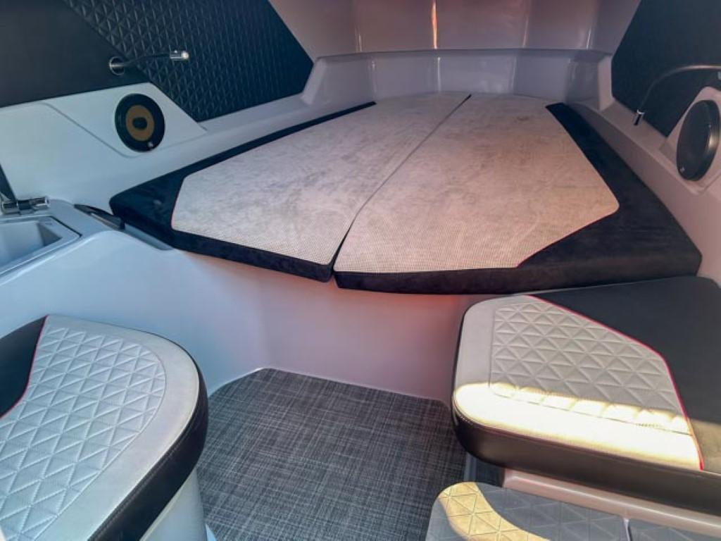 2023 BRABUS SHADOW 300 CT Sports Cruiser for sale - YachtWorld