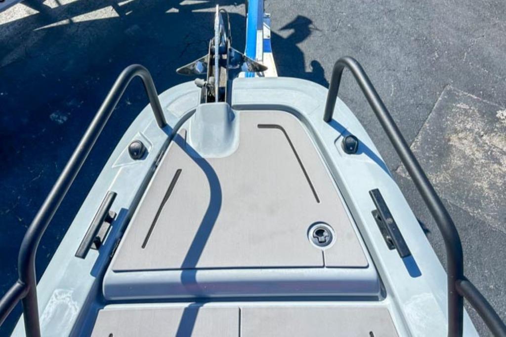 2023 BRABUS SHADOW 300 CT Sports Cruiser for sale - YachtWorld