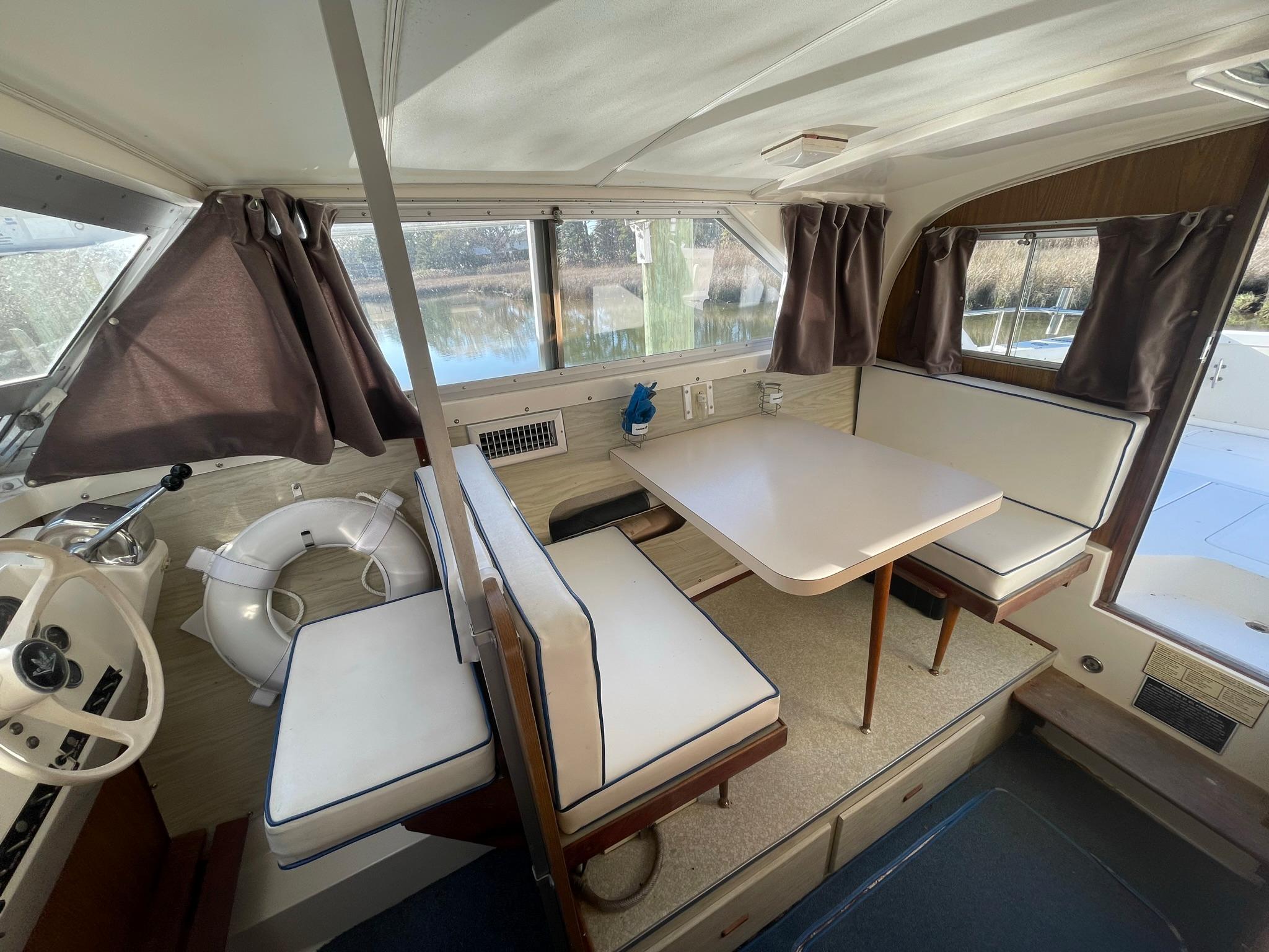 1973 Bertram 28 Flybridge CRUISER Sport Fishing for sale - YachtWorld