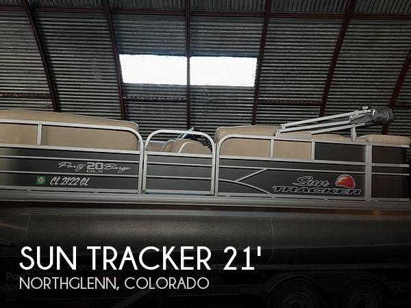 Sun Tracker Party Barge | 2016 | 7m - Colorado | Boatshop24