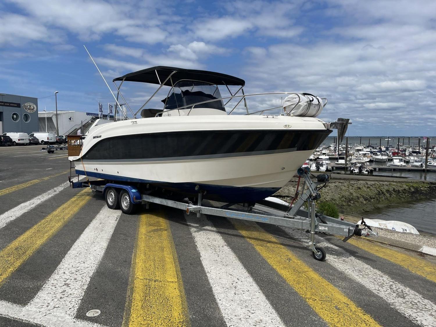 Quicksilver Activ 805 Open | 8m | 2016 - 38 - Isère | Boats and Outboards