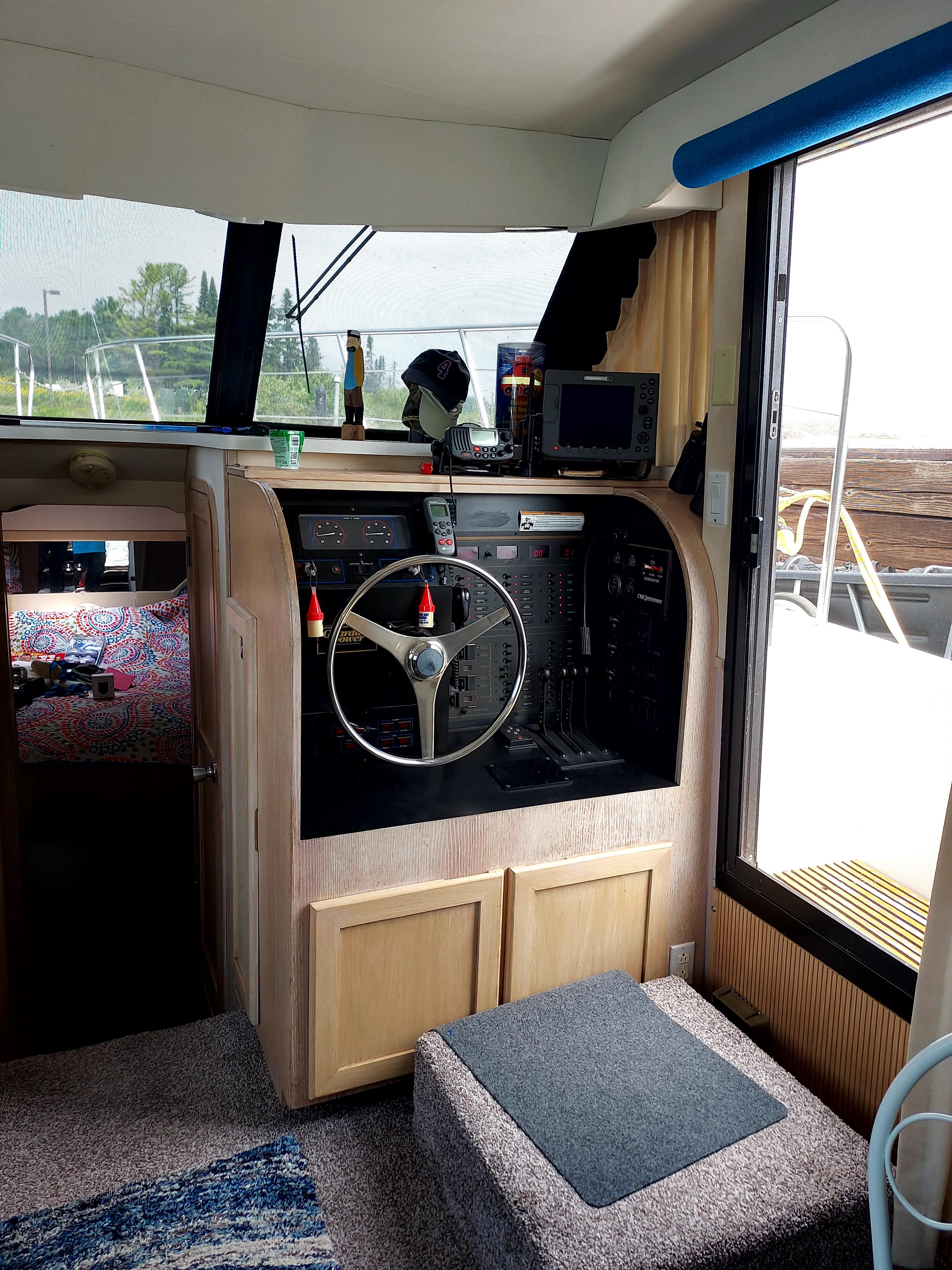 1991 Bluewater Coastal Cruiser Motor Yachts for sale - YachtWorld