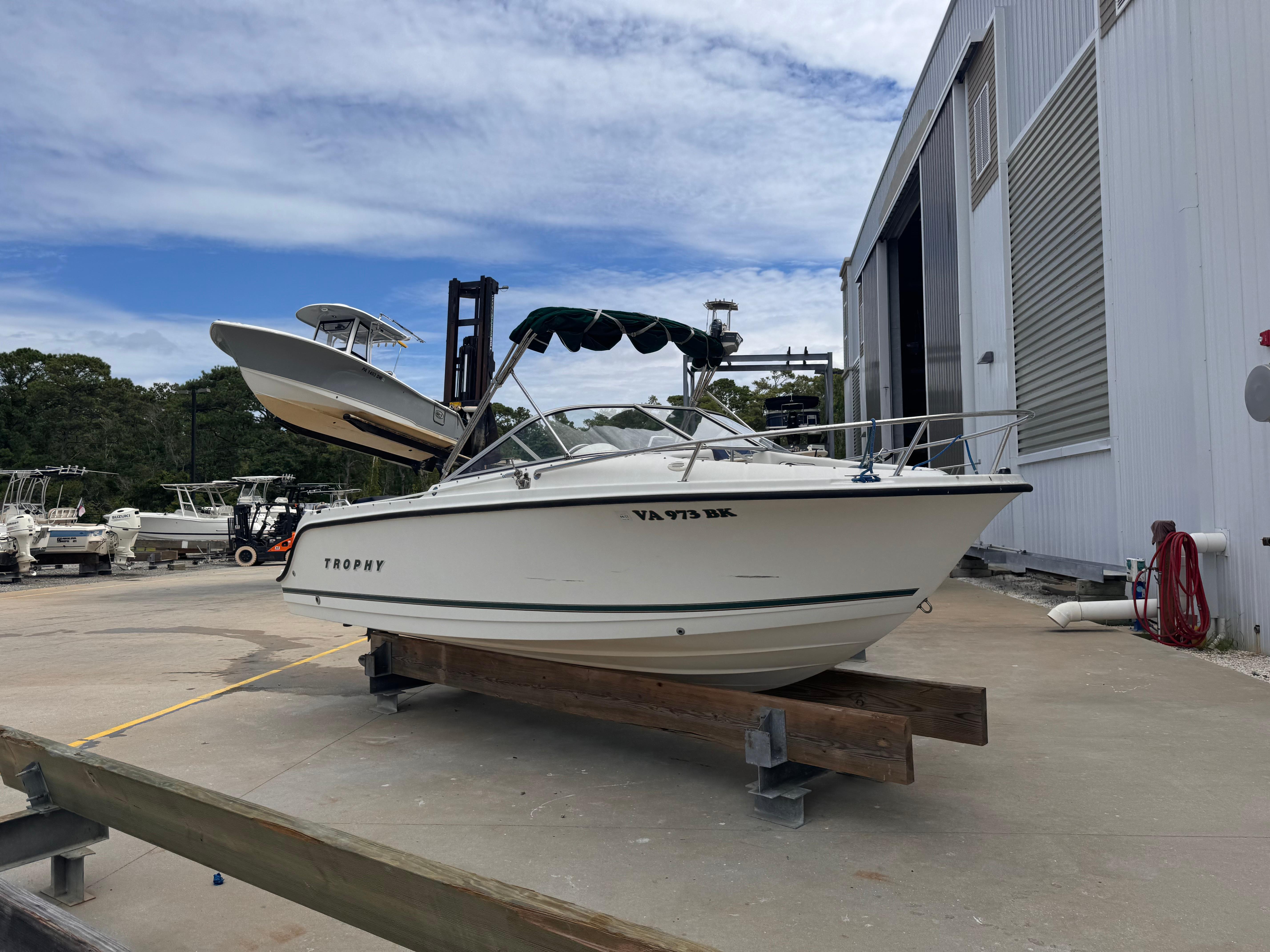 2001 Trophy 1900 Dual Console Dual Console for sale - YachtWorld