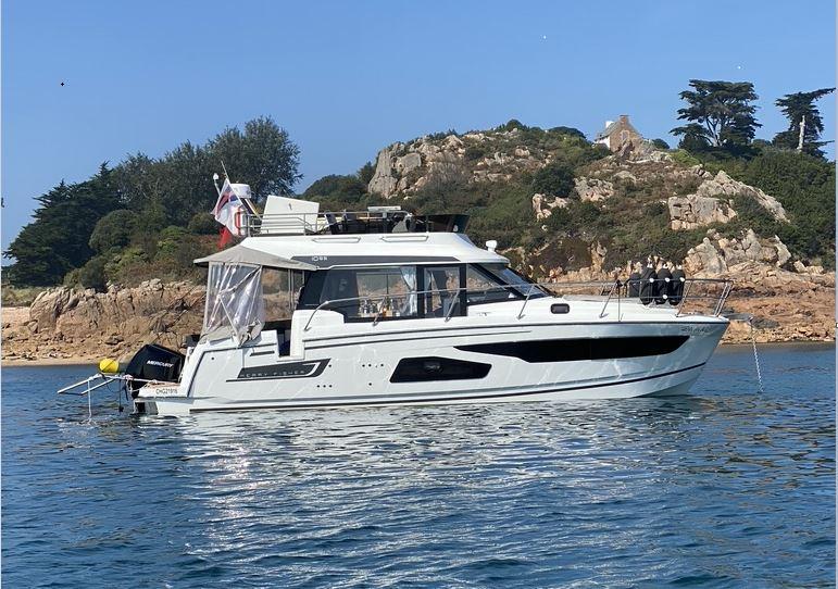 Gebraucht 2021 Jeanneau Merry Fisher 1095 FLY - Manche ( 50 ) | YachtFocus