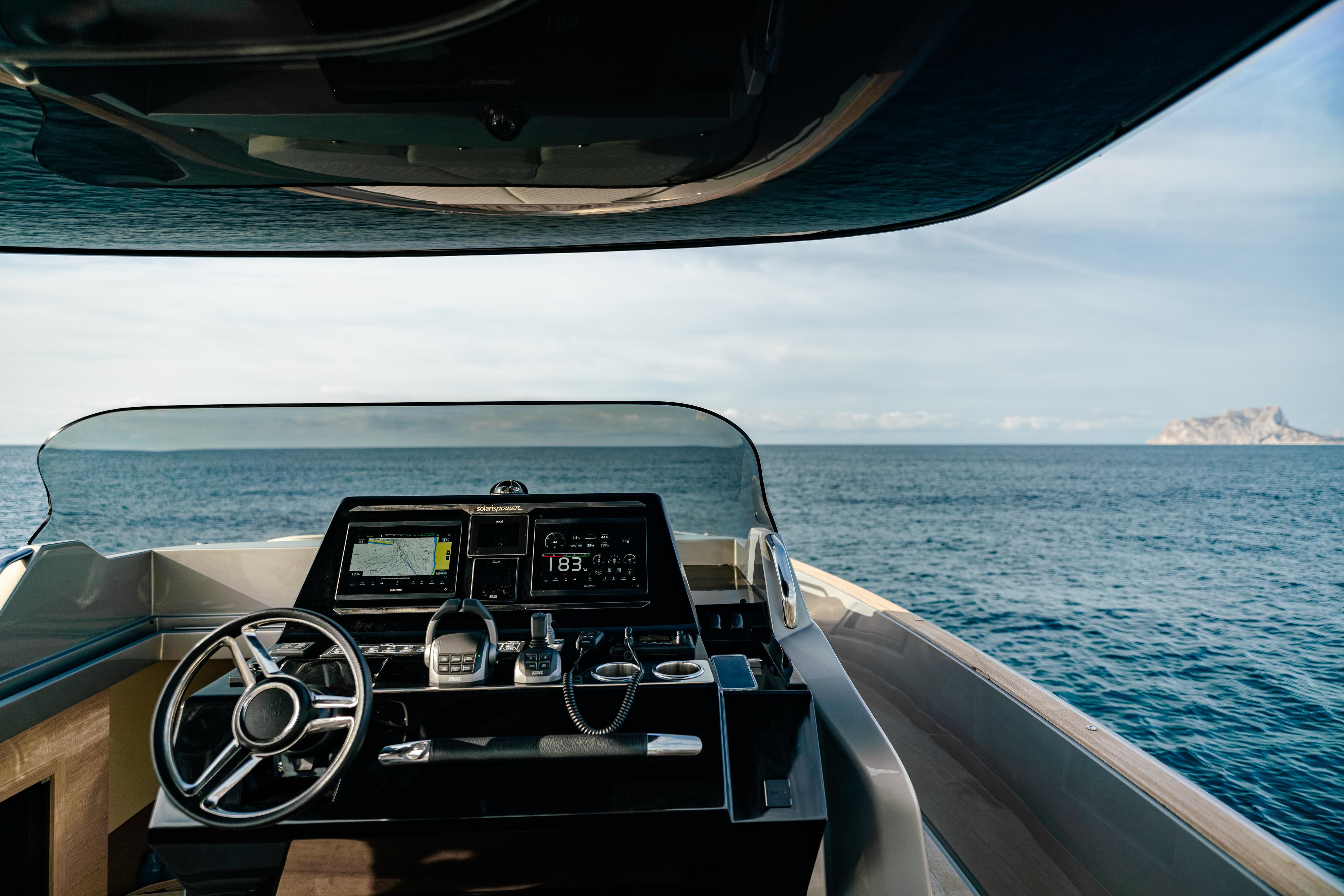 Used Solaris Power 40 open in Alicante - iNautia