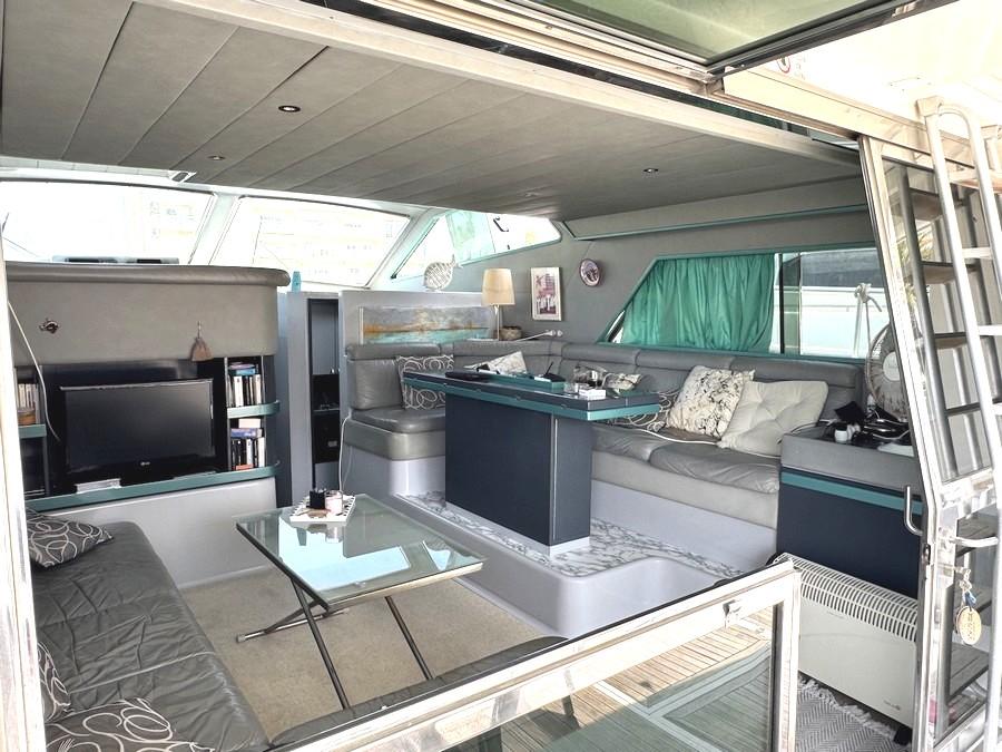 Tweedehands 1988 Ferretti Yachts Ferretti Altura 52 - Girona | YachtFocus