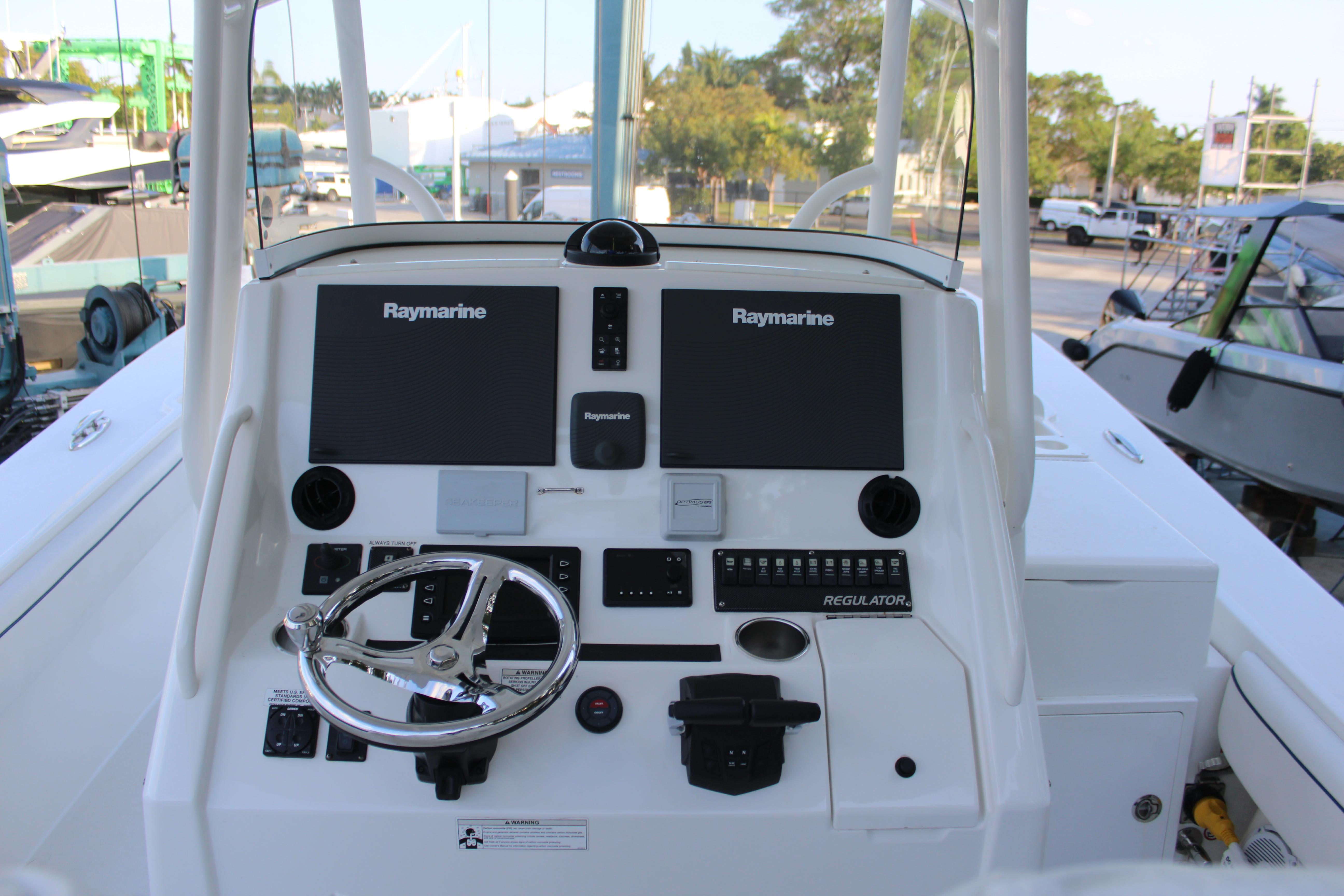 2015 Regulator 34SS Center Console for sale - YachtWorld