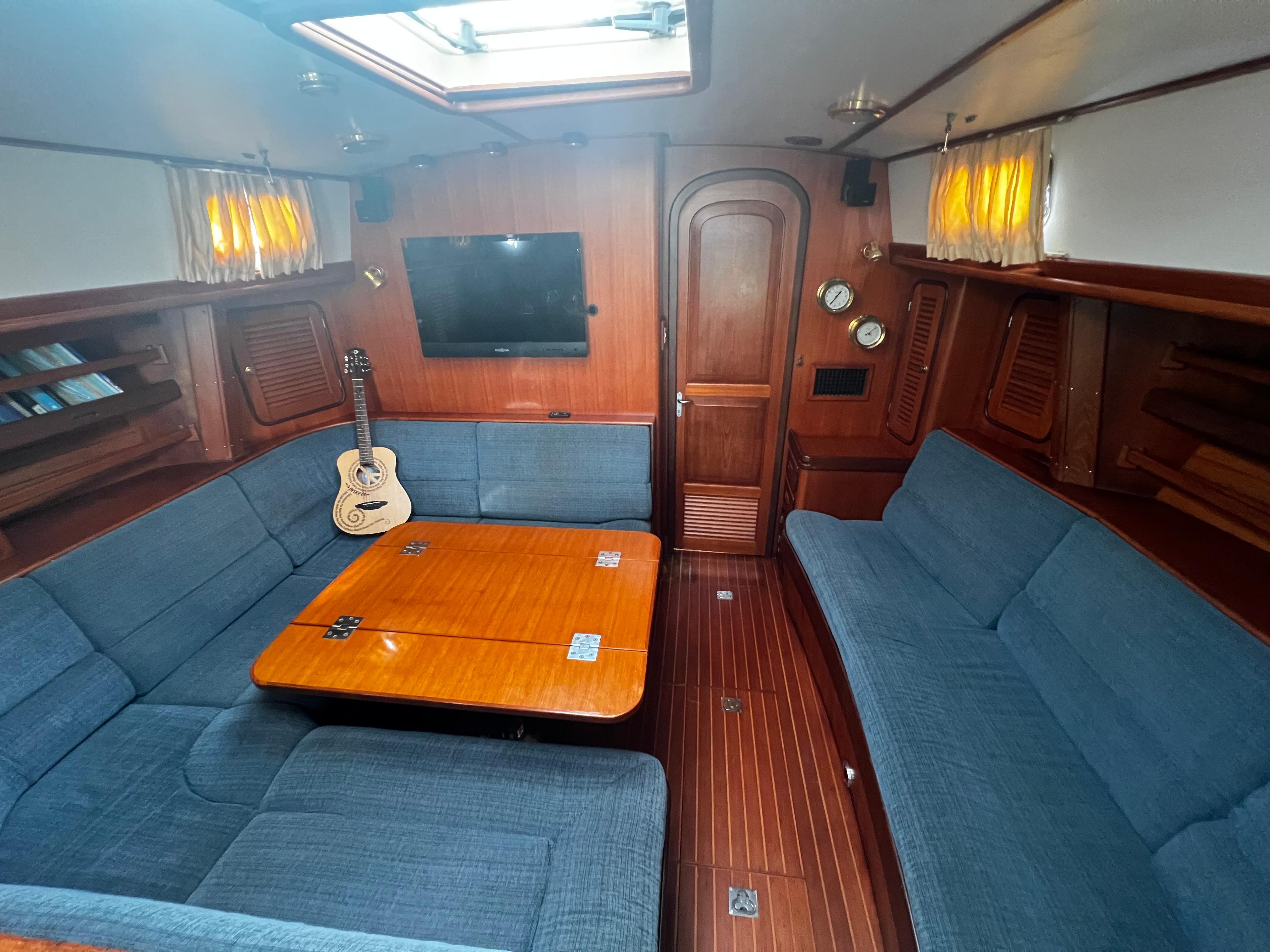 2000 Passport 470 Cutter for sale - YachtWorld