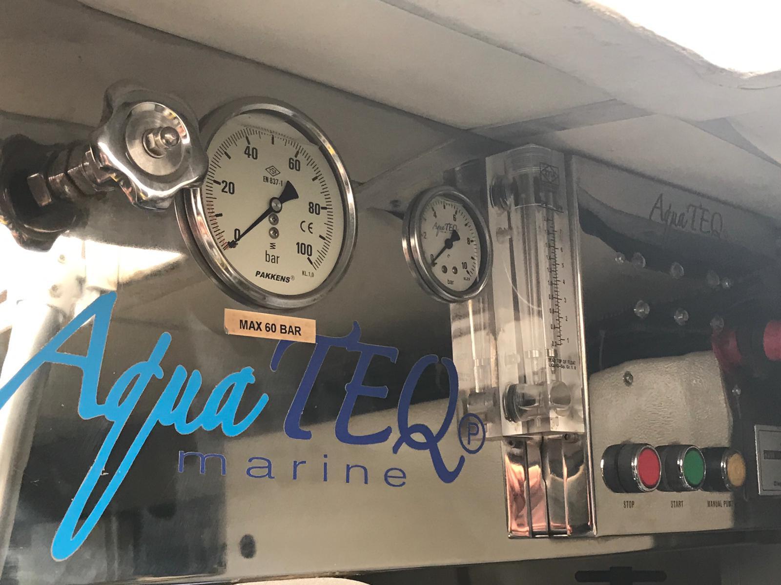 2004 Pershing 52 Cruiser for sale - YachtWorld