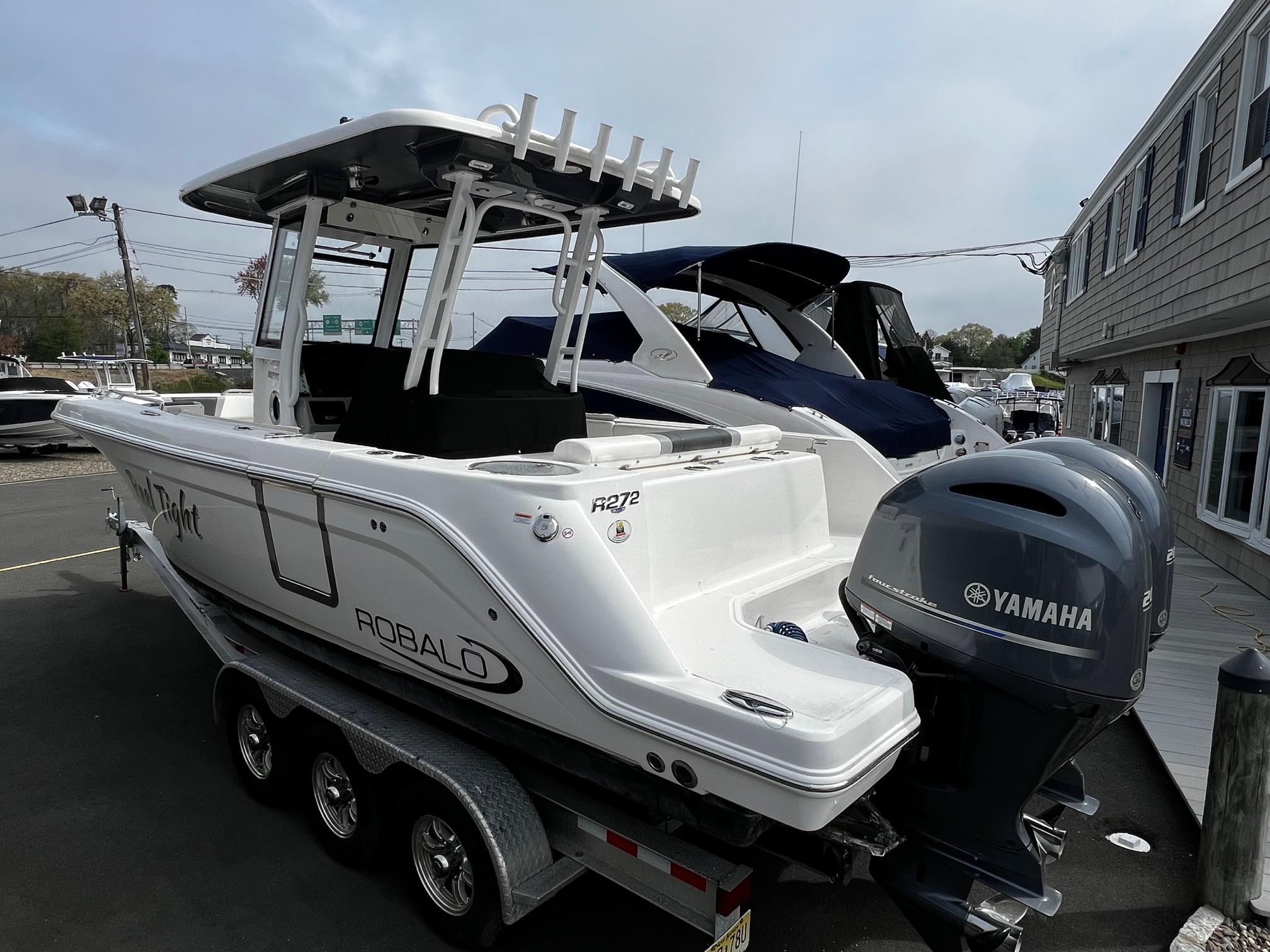 2022 Robalo R272 Center Console Center Console for sale - YachtWorld