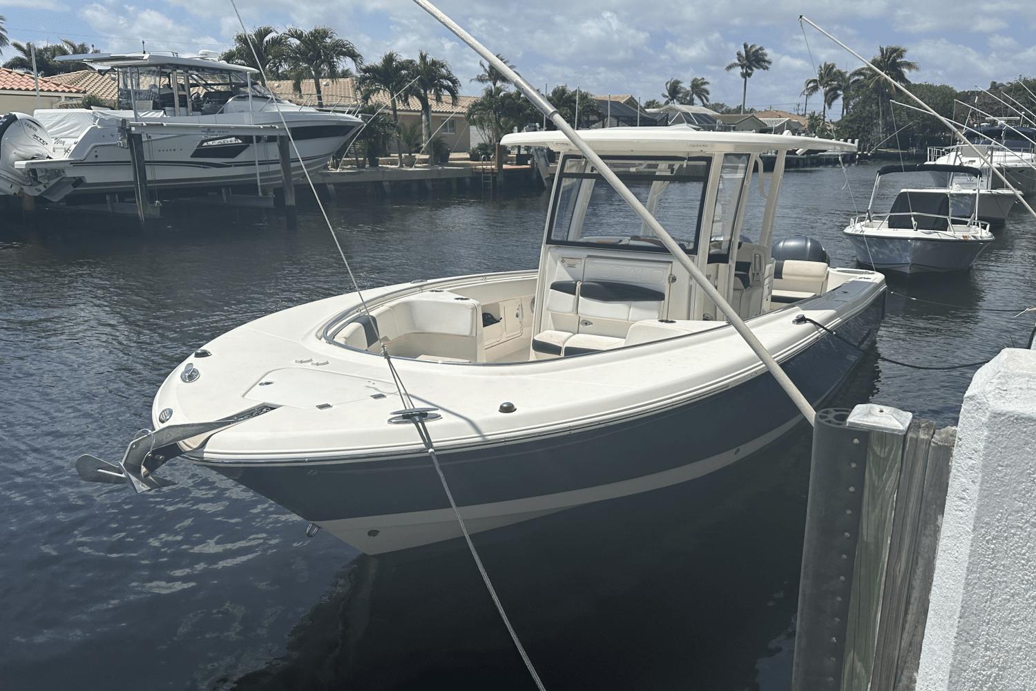 2017 Robalo R302 Sport Fishing for sale - YachtWorld