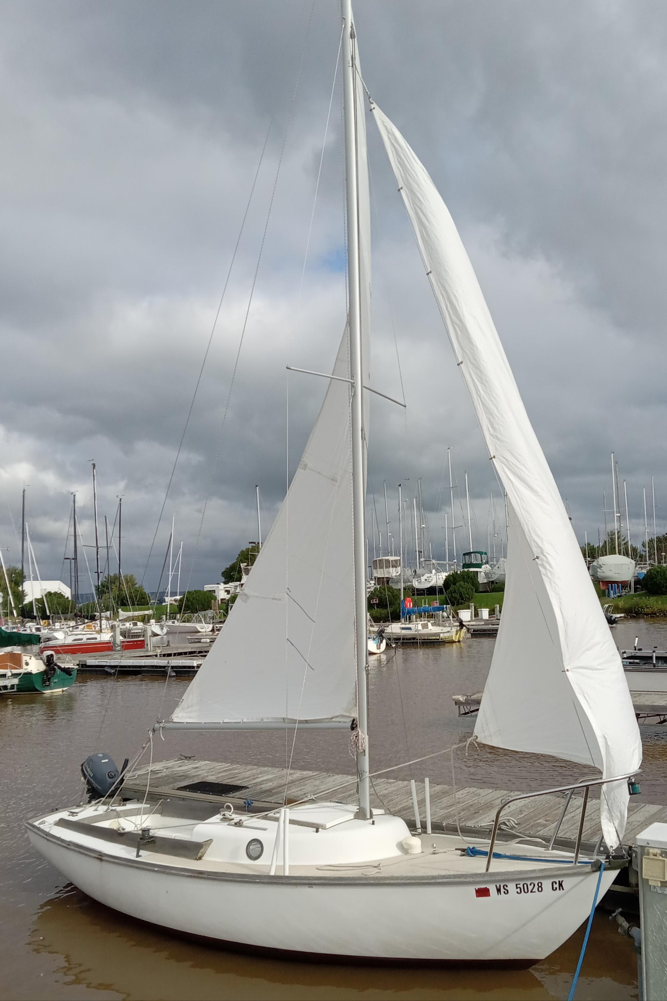 1982 Cape Dory Typhoon Daysailer Daysailers à vendre - YachtWorld
