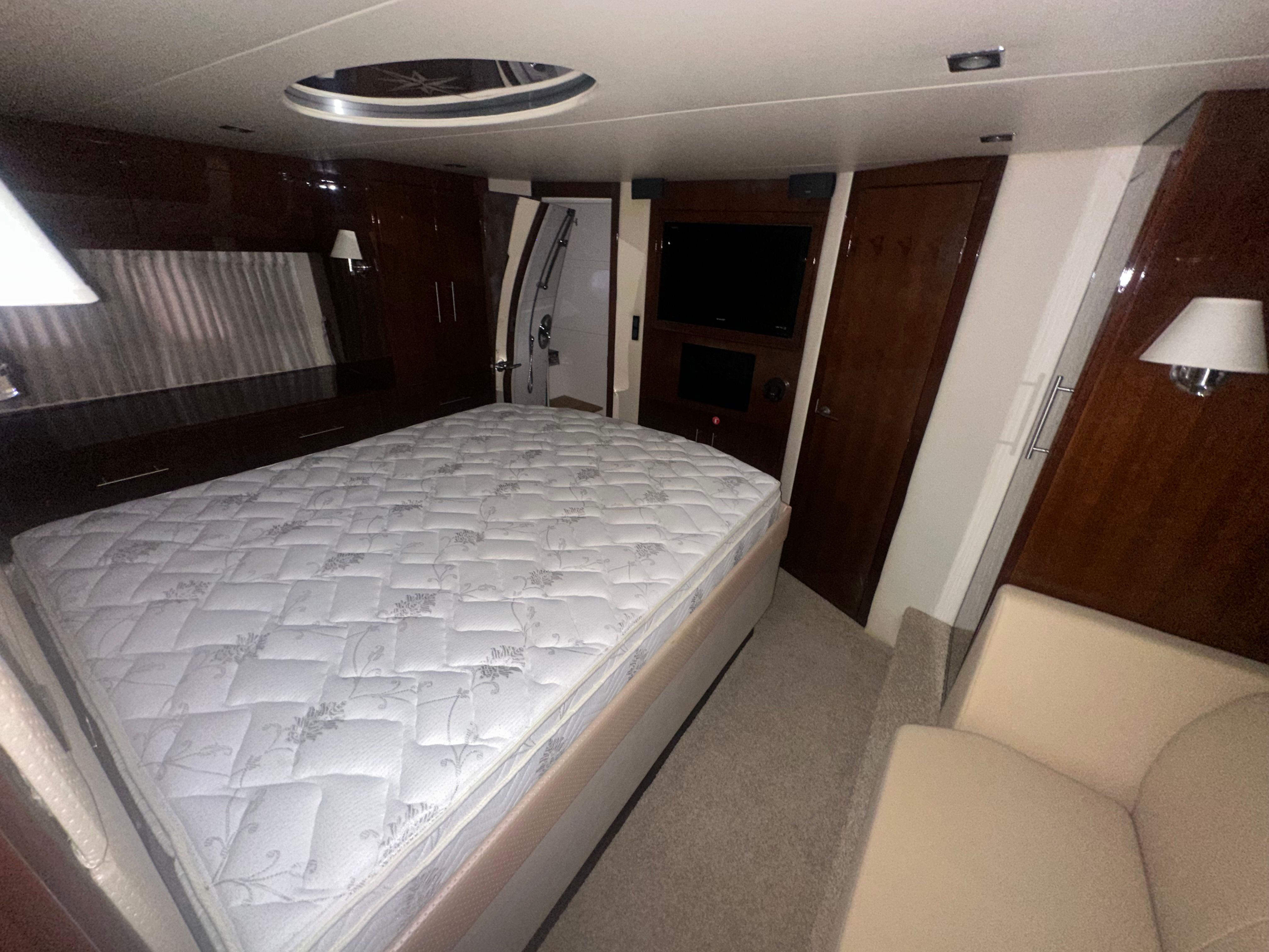 2014 Regal 52 Sport Coupe Yachts à moteur à vendre - YachtWorld