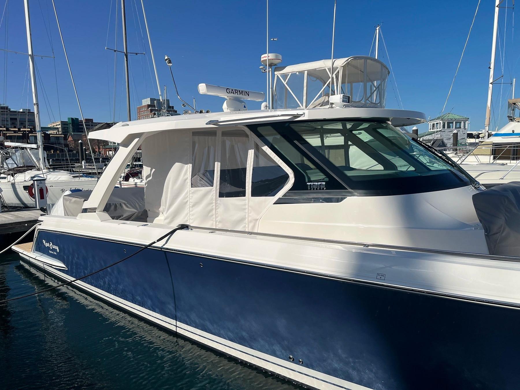 2022 Tiara Yachts 43 LS Motor Yachts for sale - YachtWorld