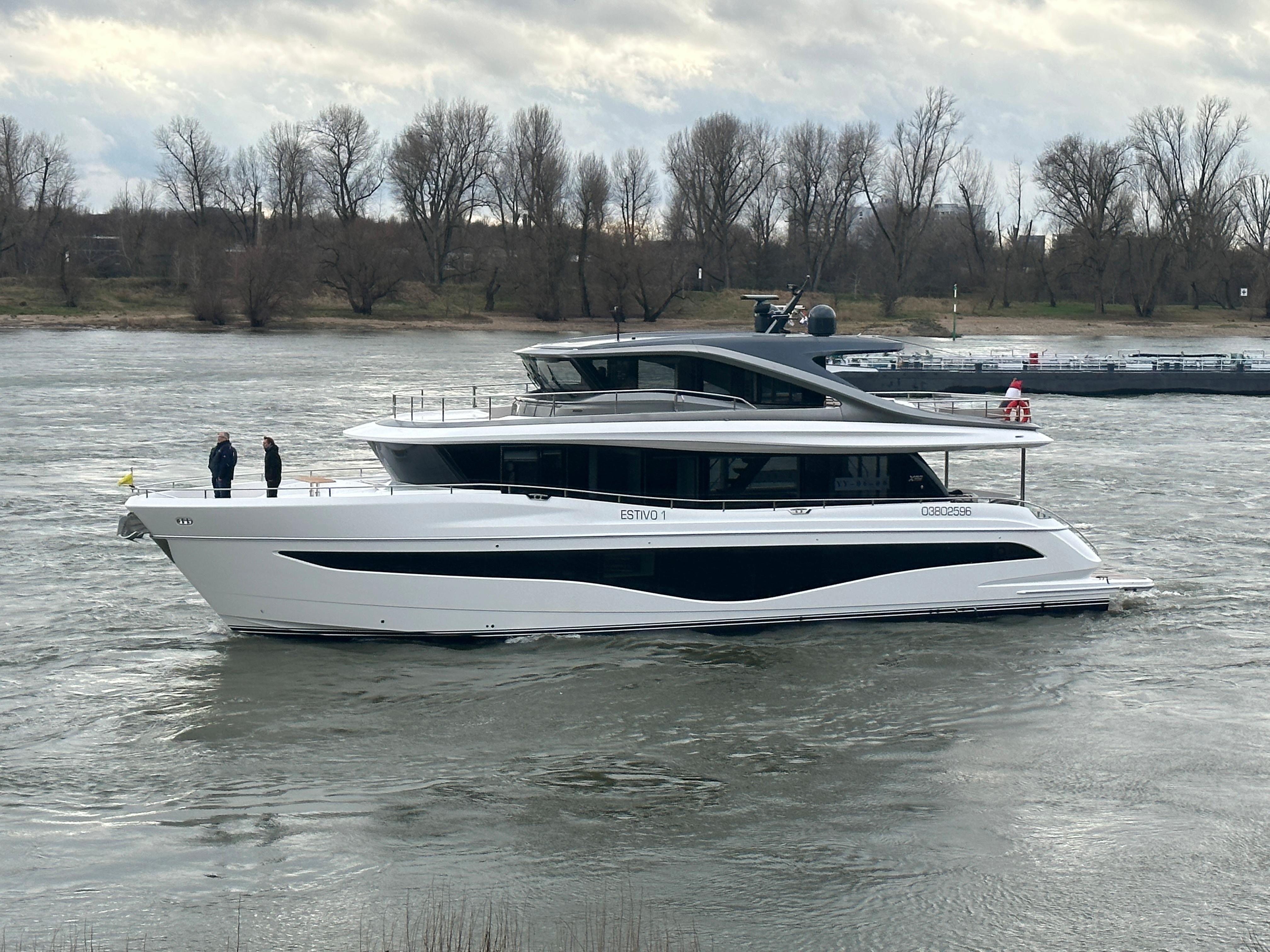 Princess X80 | 2023 | 25m | Boatshop24