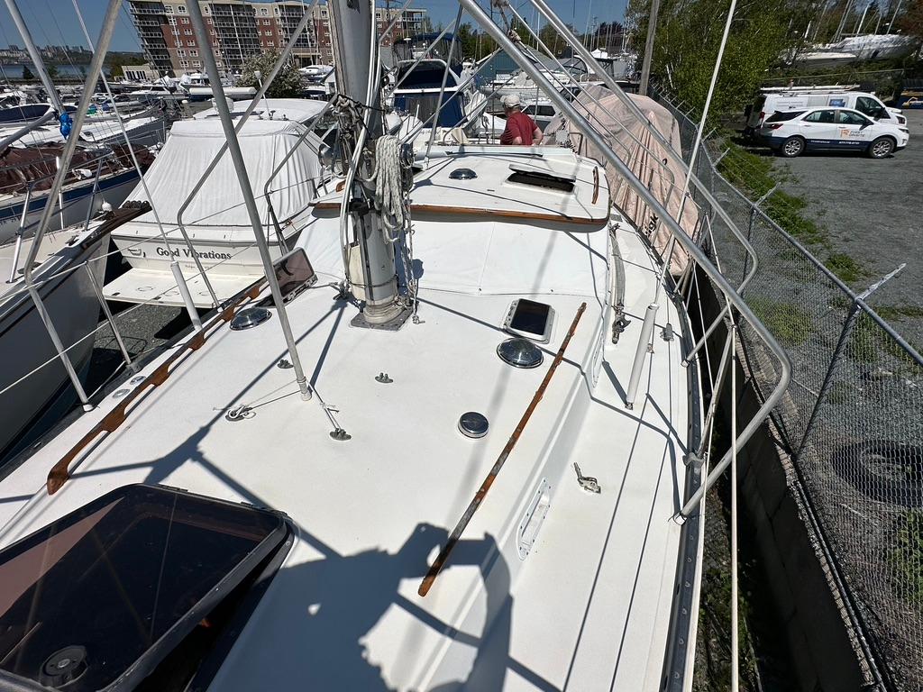 1985 Aztec Nautilus 11M Motorsailer for sale - YachtWorld