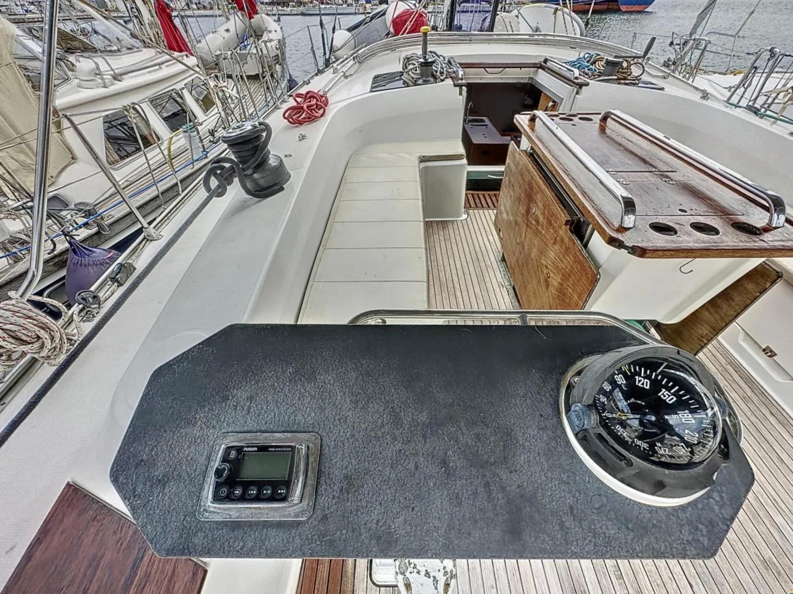 2014 Bavaria 56 Cruiser Cruiser for sale - YachtWorld