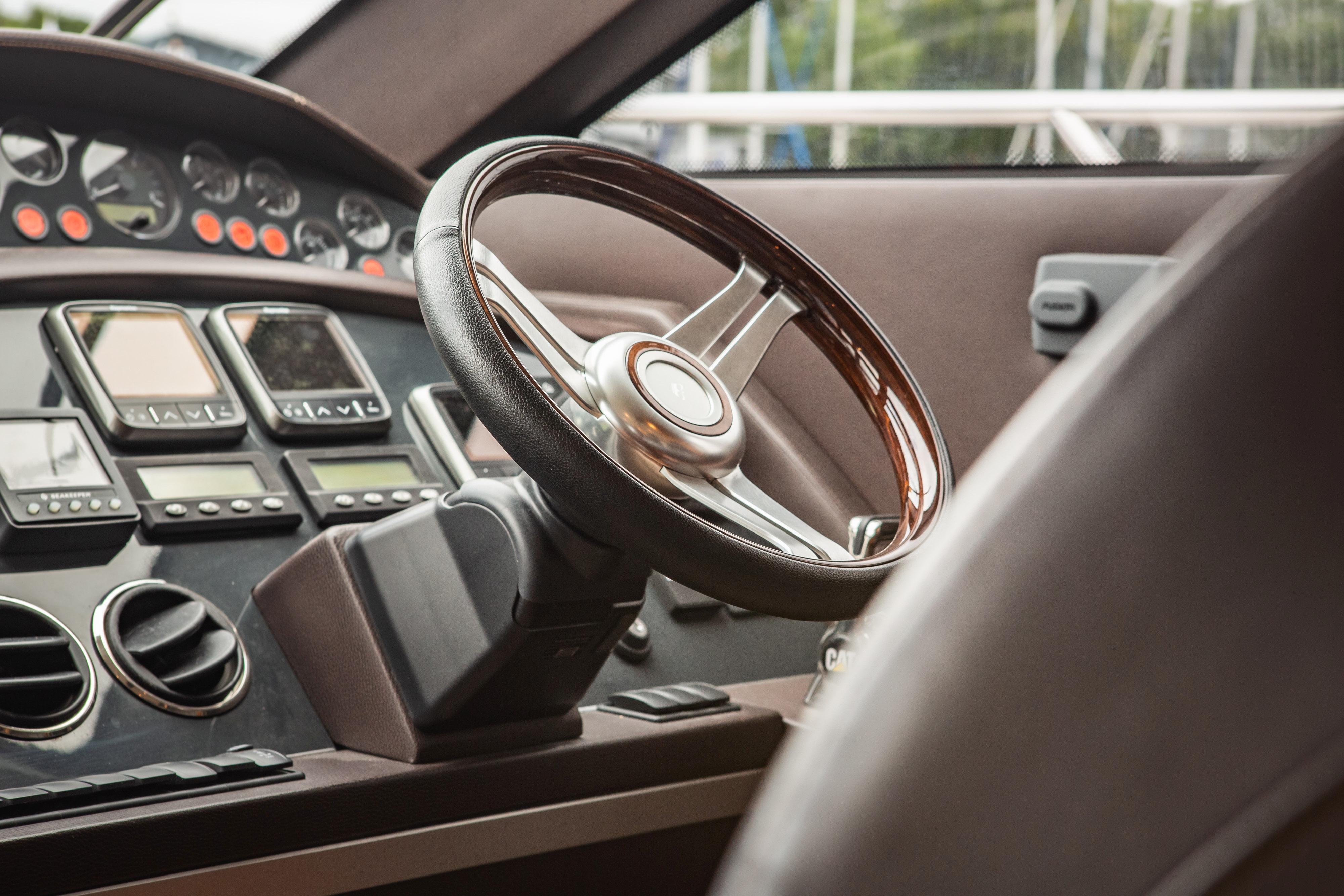 2013 Princess 64 Flybridge Motor Yacht for sale - YachtWorld