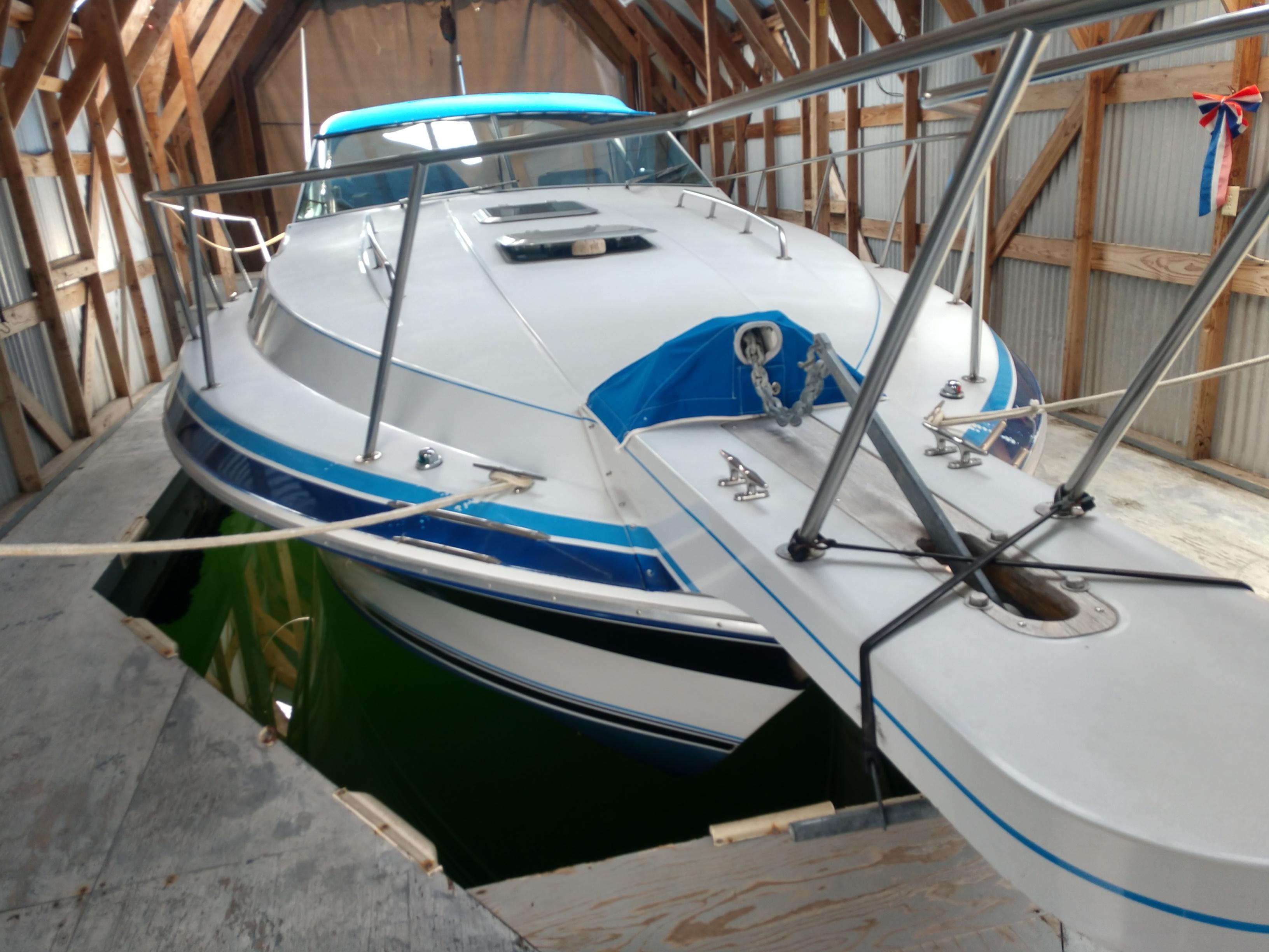 1984 Wellcraft St Tropez 3300 Express Cruiser for sale - YachtWorld