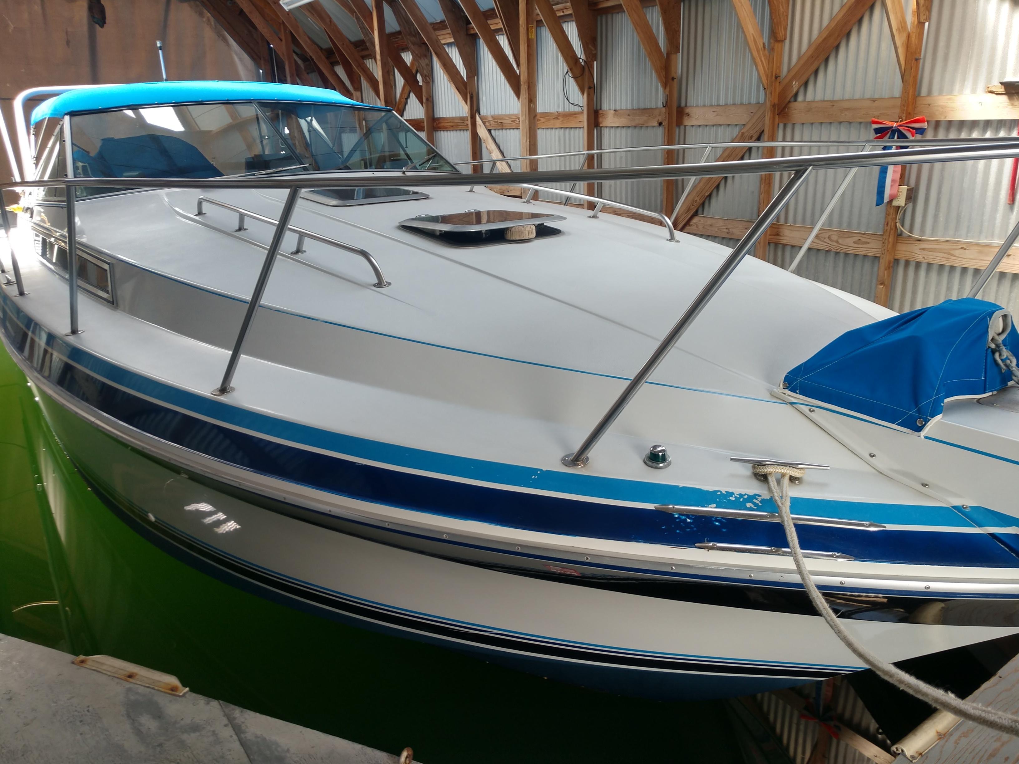 1984 Wellcraft St Tropez 3300 Express Cruiser for sale - YachtWorld