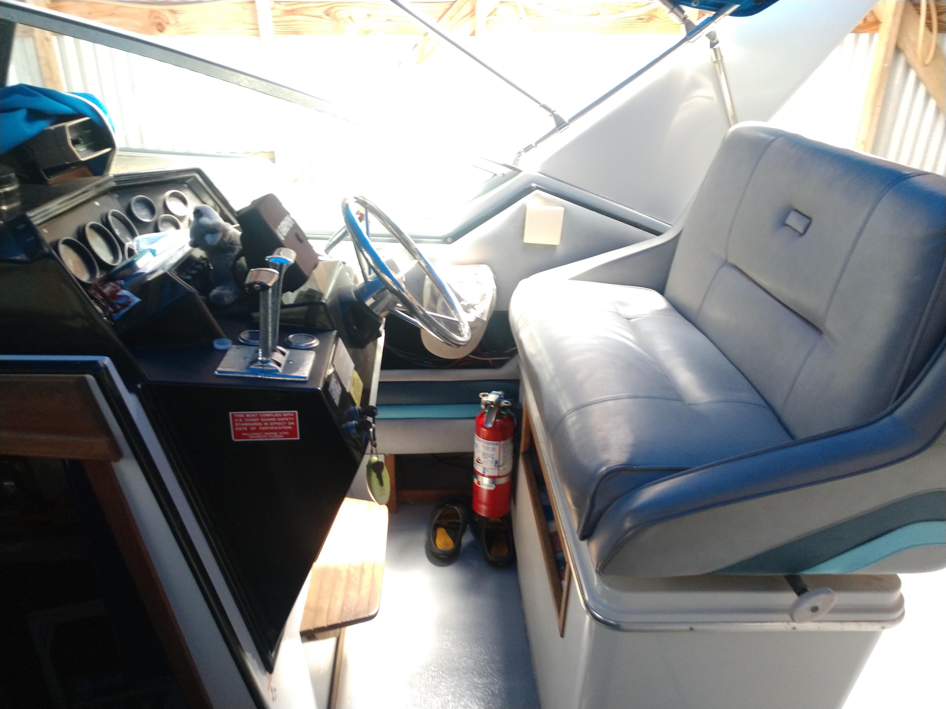 1984 Wellcraft St Tropez 3300 Express Cruiser for sale - YachtWorld