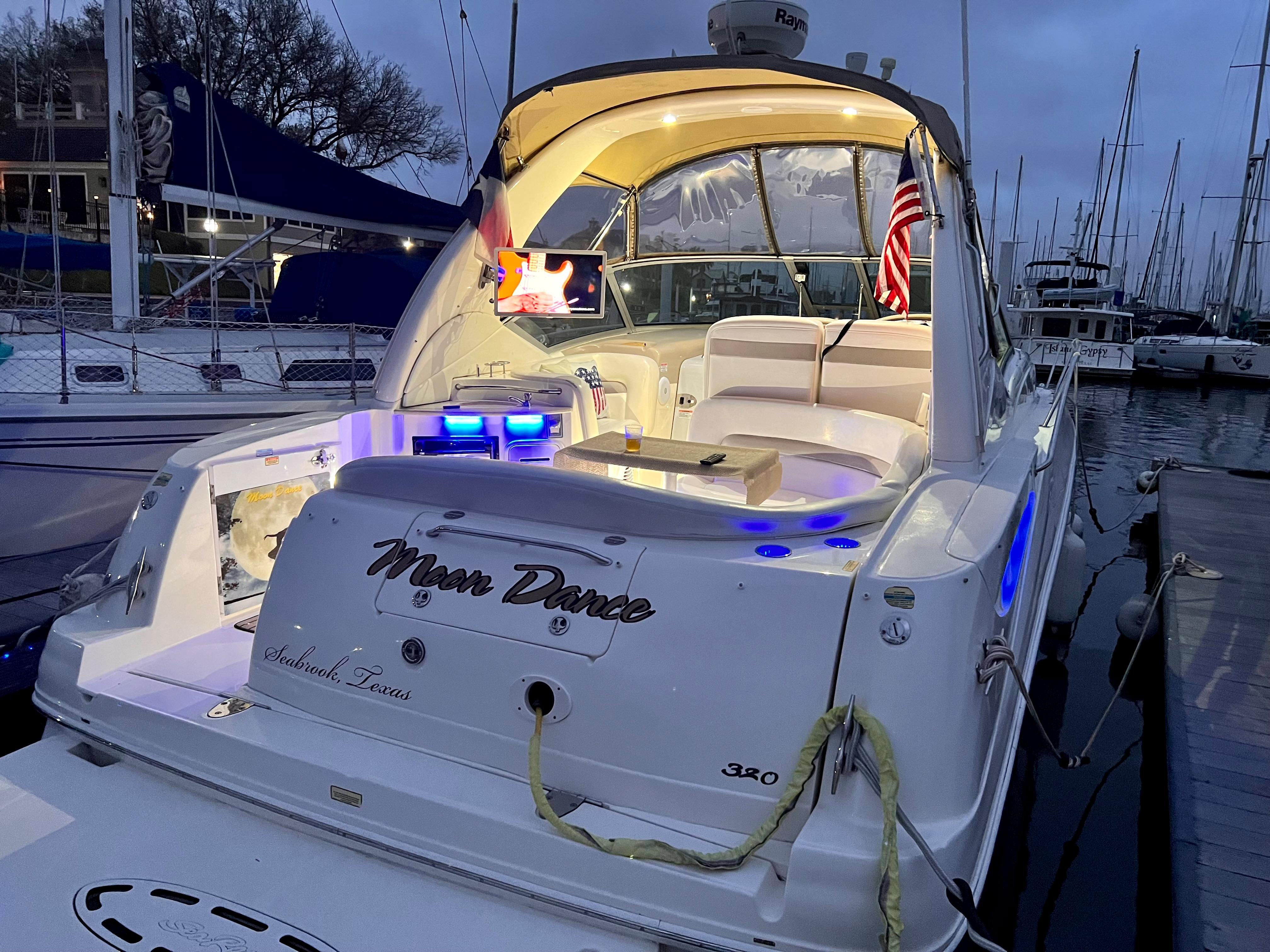 2004 Sea Ray 320 Sundancer Cruiser for sale - YachtWorld