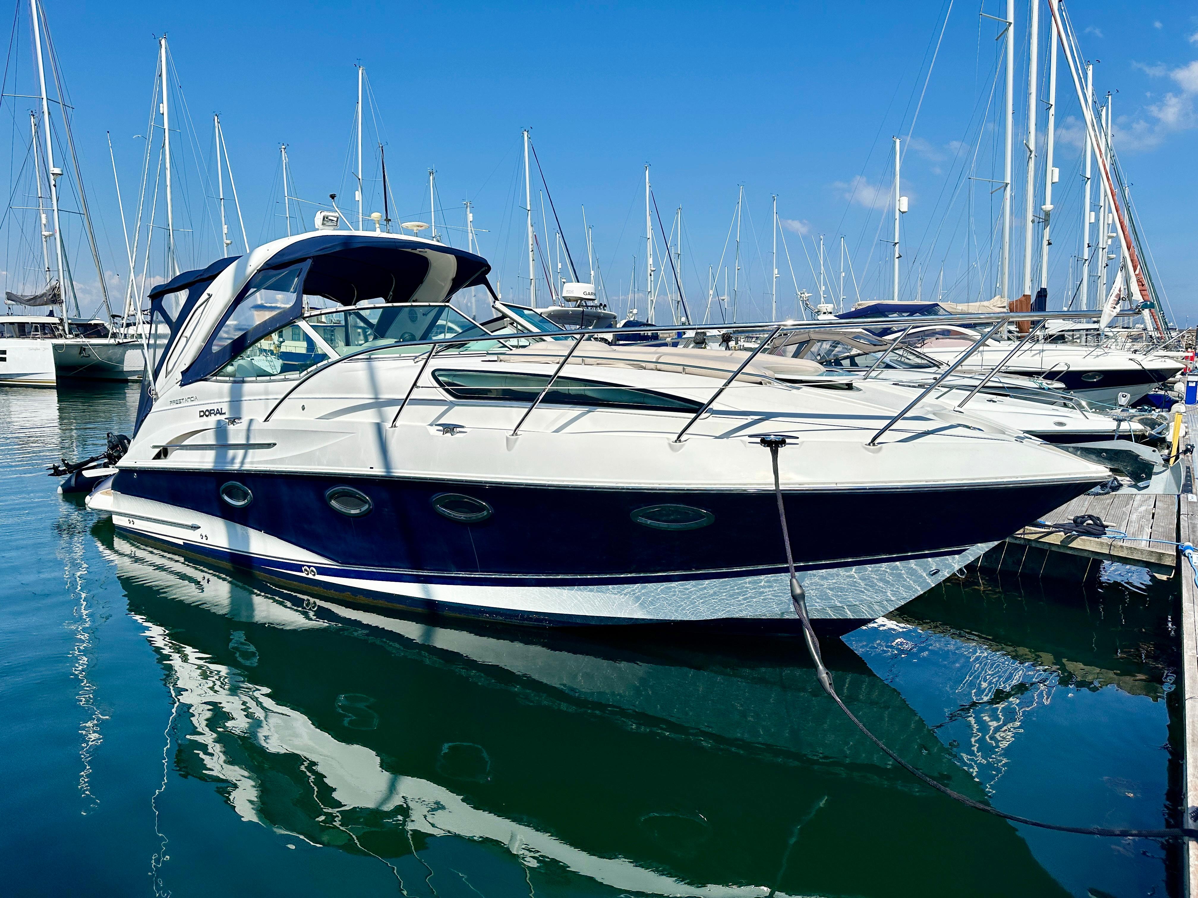 Used 2004 Doral Prestancia 280 - Devon | Youboat