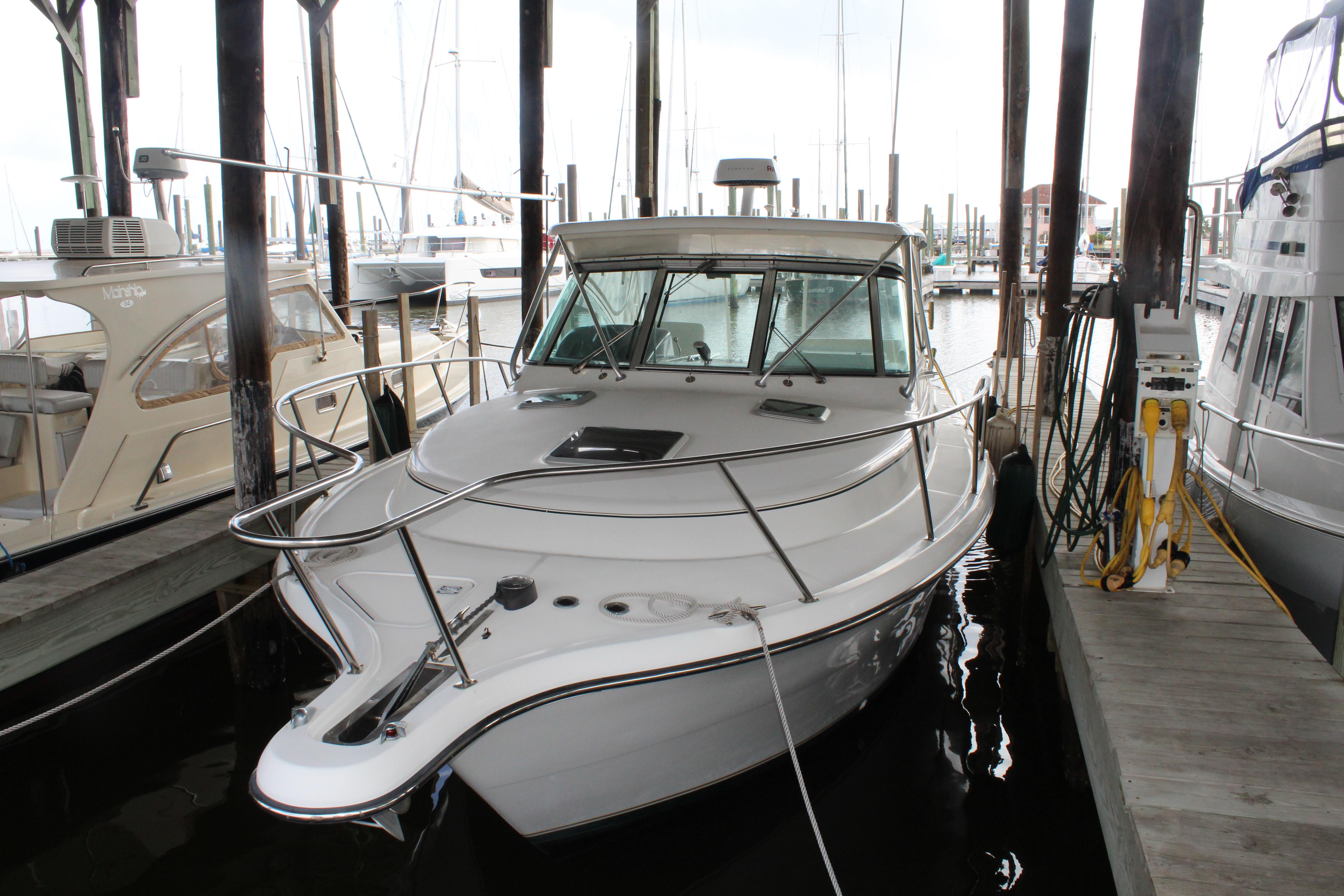 2001 Pursuit 3400 Express Cruiser for sale - YachtWorld