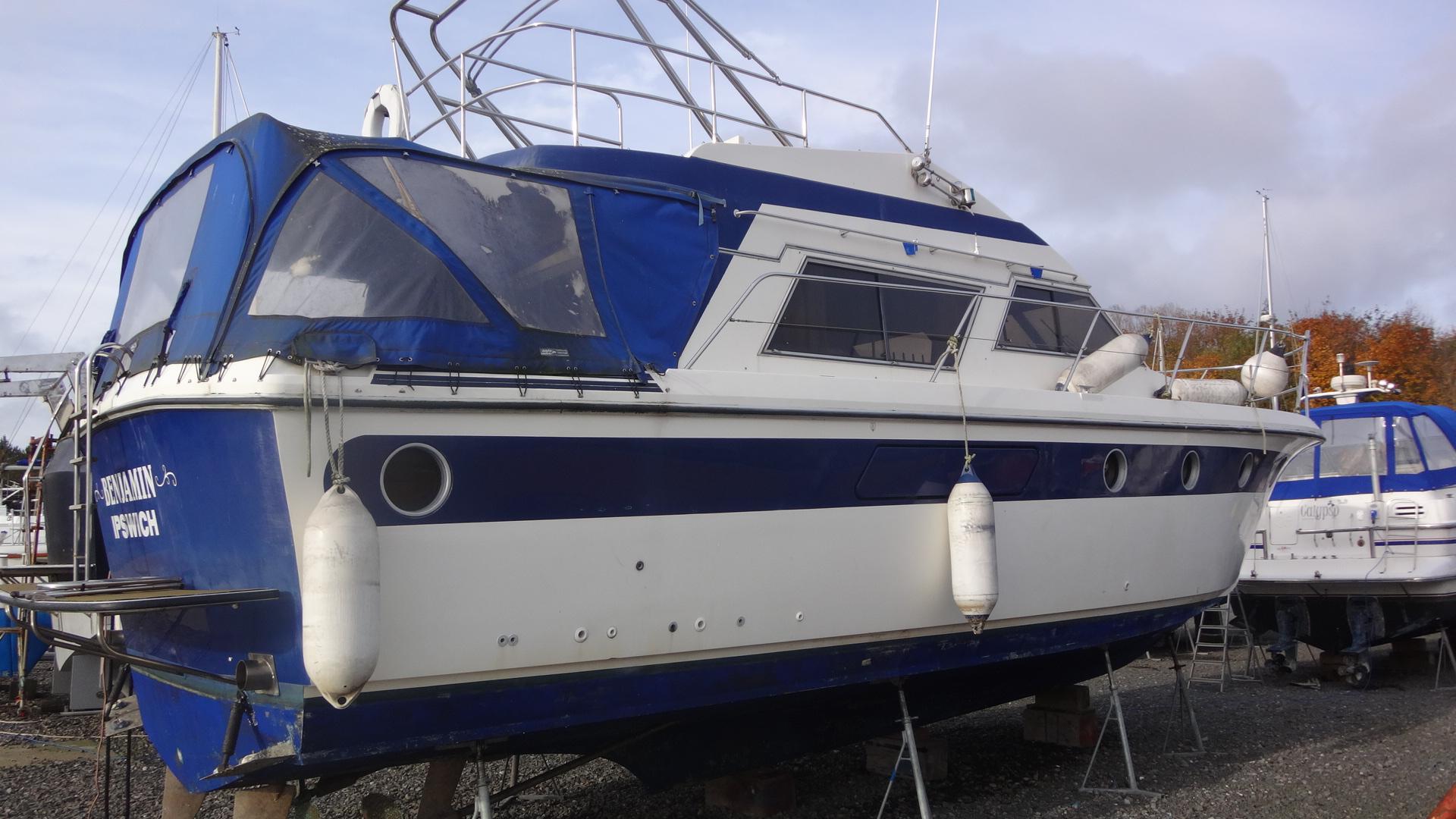 1981 Fairline 40 Flybridge Boot Kaufen - YachtWorld