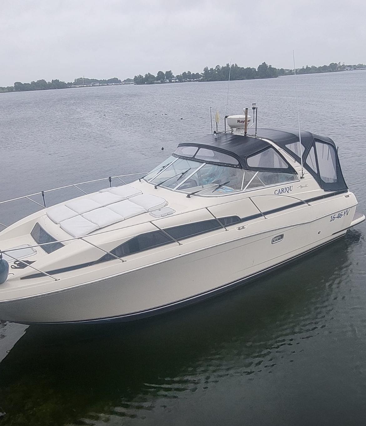 Tweedehands 1996 Bayliner Kajuit motorboot | YachtFocus
