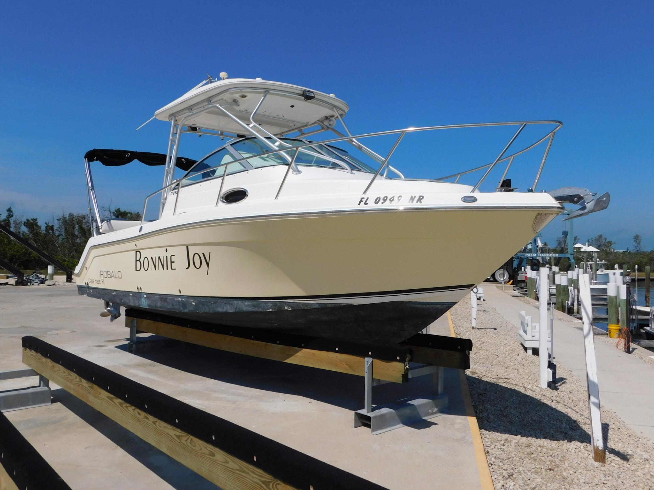 2007 Robalo R 265 CUDDY CABIN Walkaround for sale - YachtWorld
