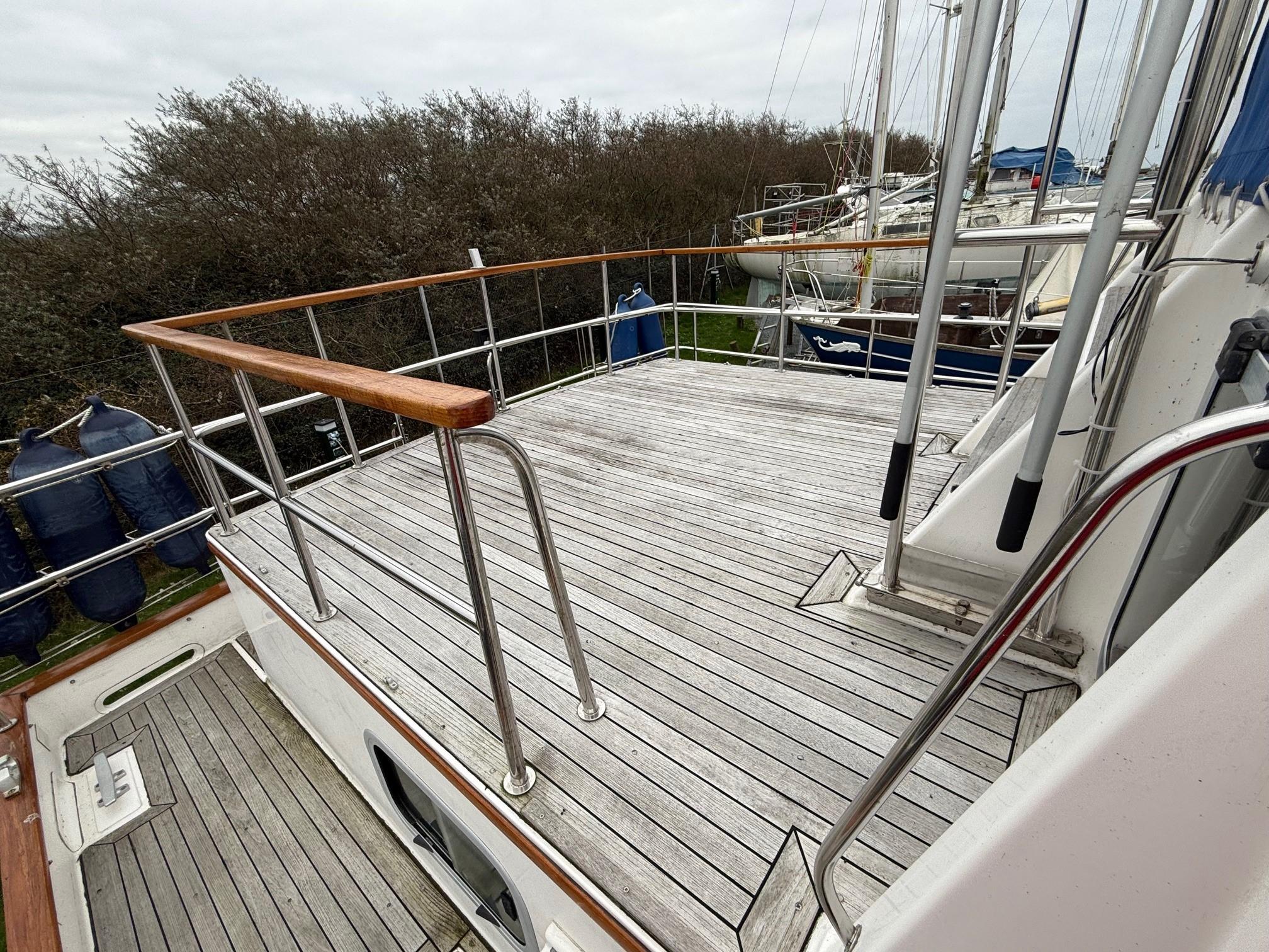 1991 Corvette 32 Motor Yacht for sale - YachtWorld