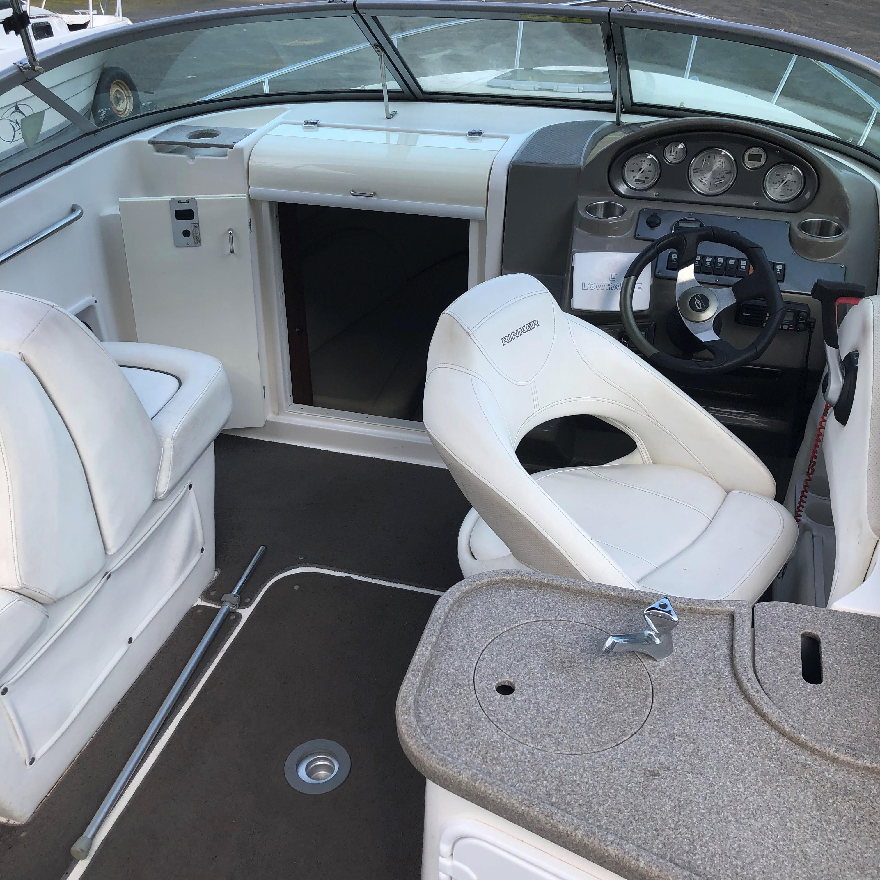 2008 Rinker 230 Captiva Cuddy Cabin for sale - YachtWorld