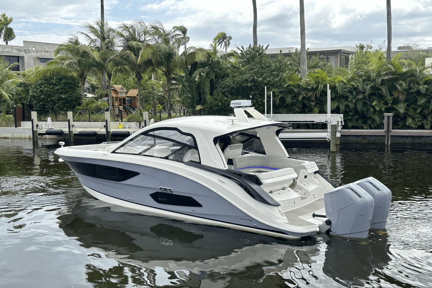 2025 Sea Ray Sundancer 370 Outboard Sports Cruiser for sale - YachtWorld