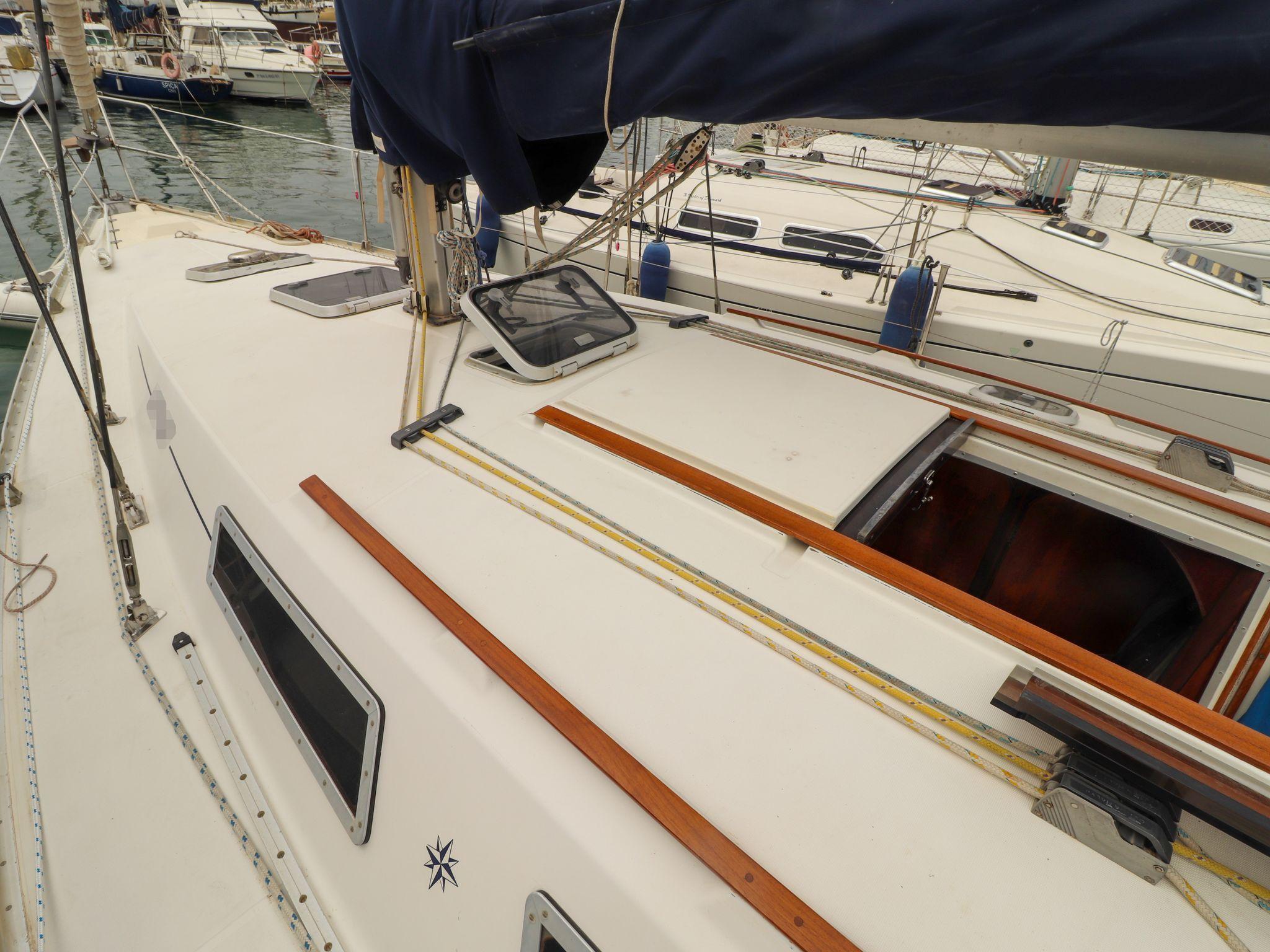 1989 Jeanneau Sun Rise Racer/Cruiser for sale - YachtWorld