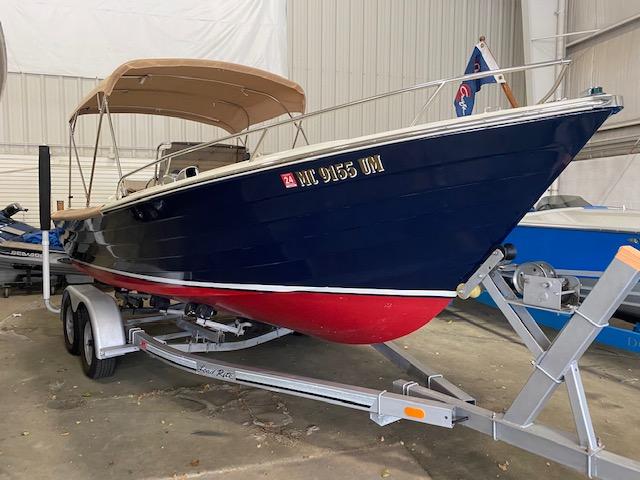 1974 Chris-Craft 22 Dory Cutlass Barche a console centrale in vendita ...