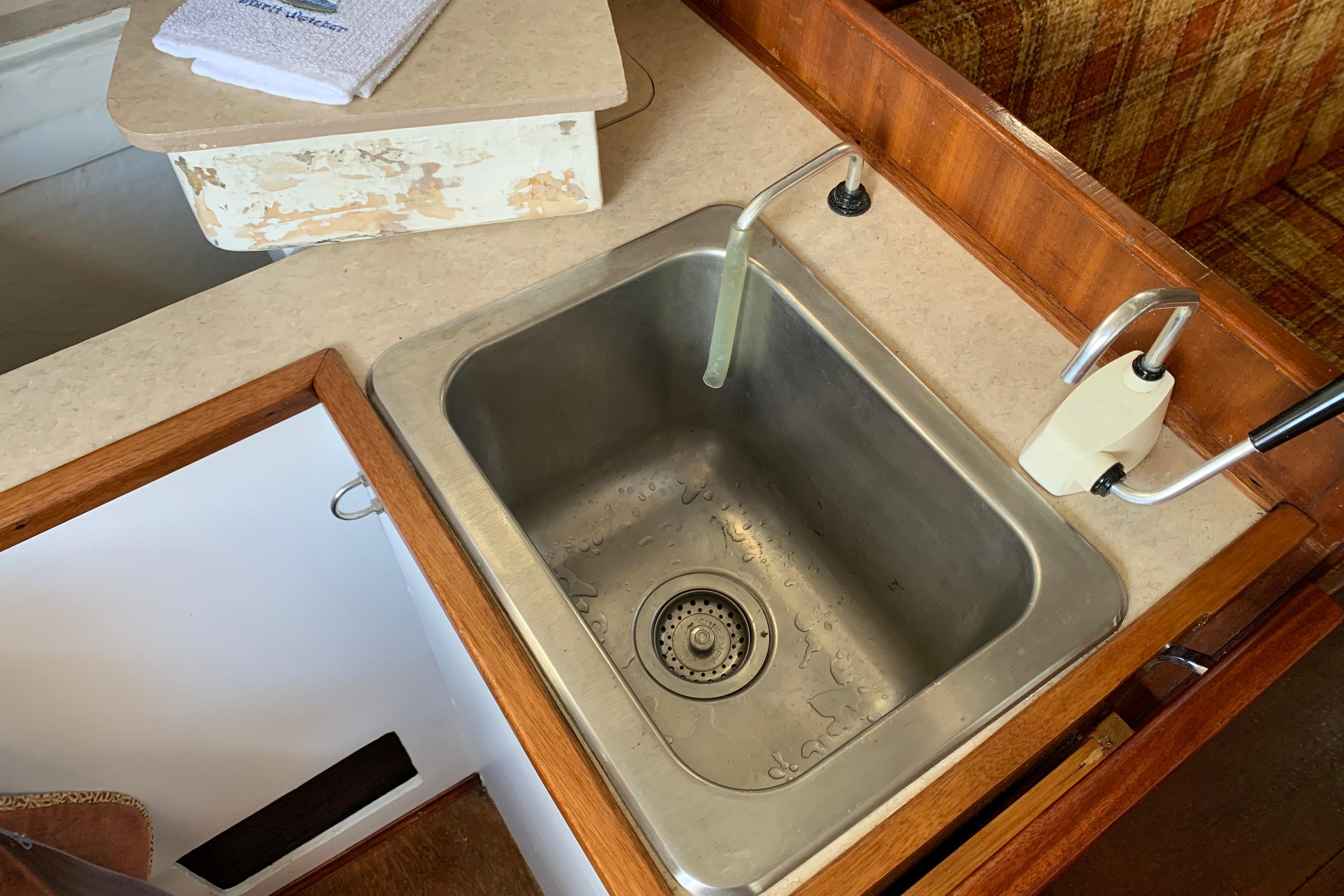 1984 Bruce Roberts 36' cutter Balandros en venta - YachtWorld