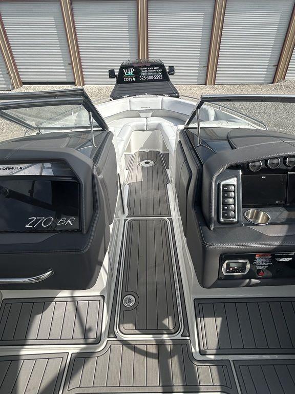 2021 Formula 270 Bowrider Bowrider for sale - YachtWorld
