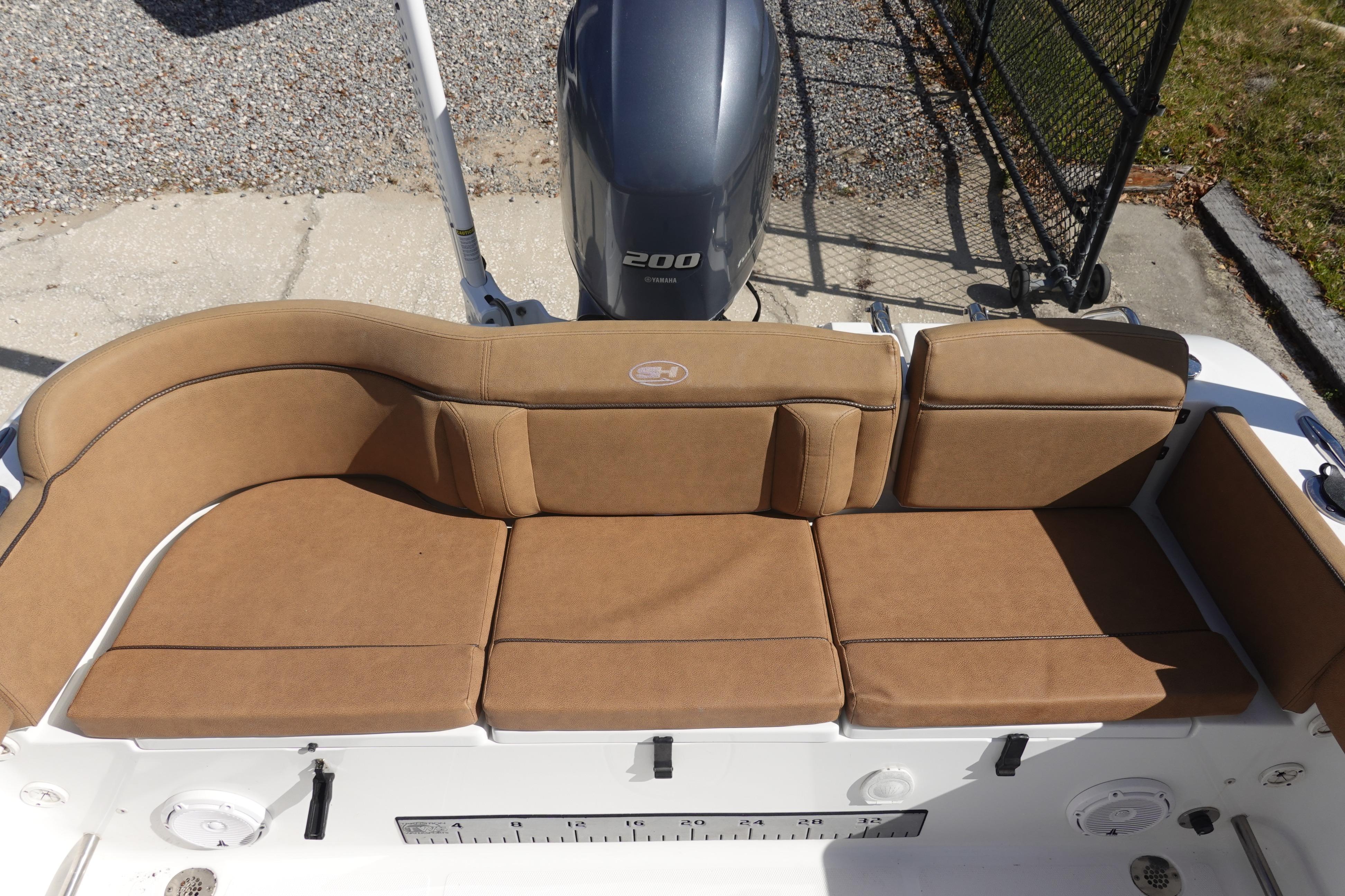 2021 Sea Hunt Ultra 229 Centre Console for sale - YachtWorld