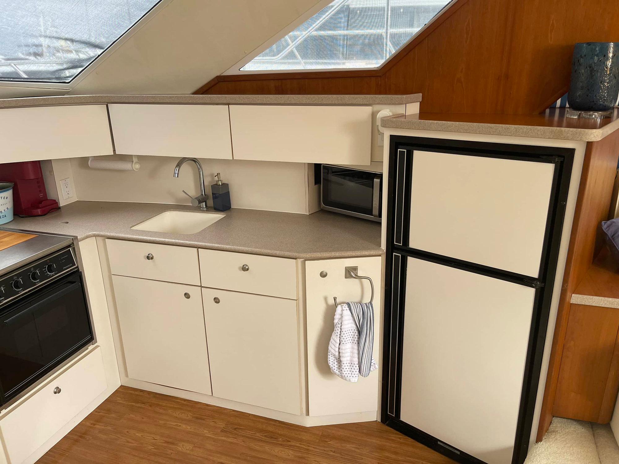 1996 Silverton 372 Motor Yacht Motoryachten Kaufen - YachtWorld