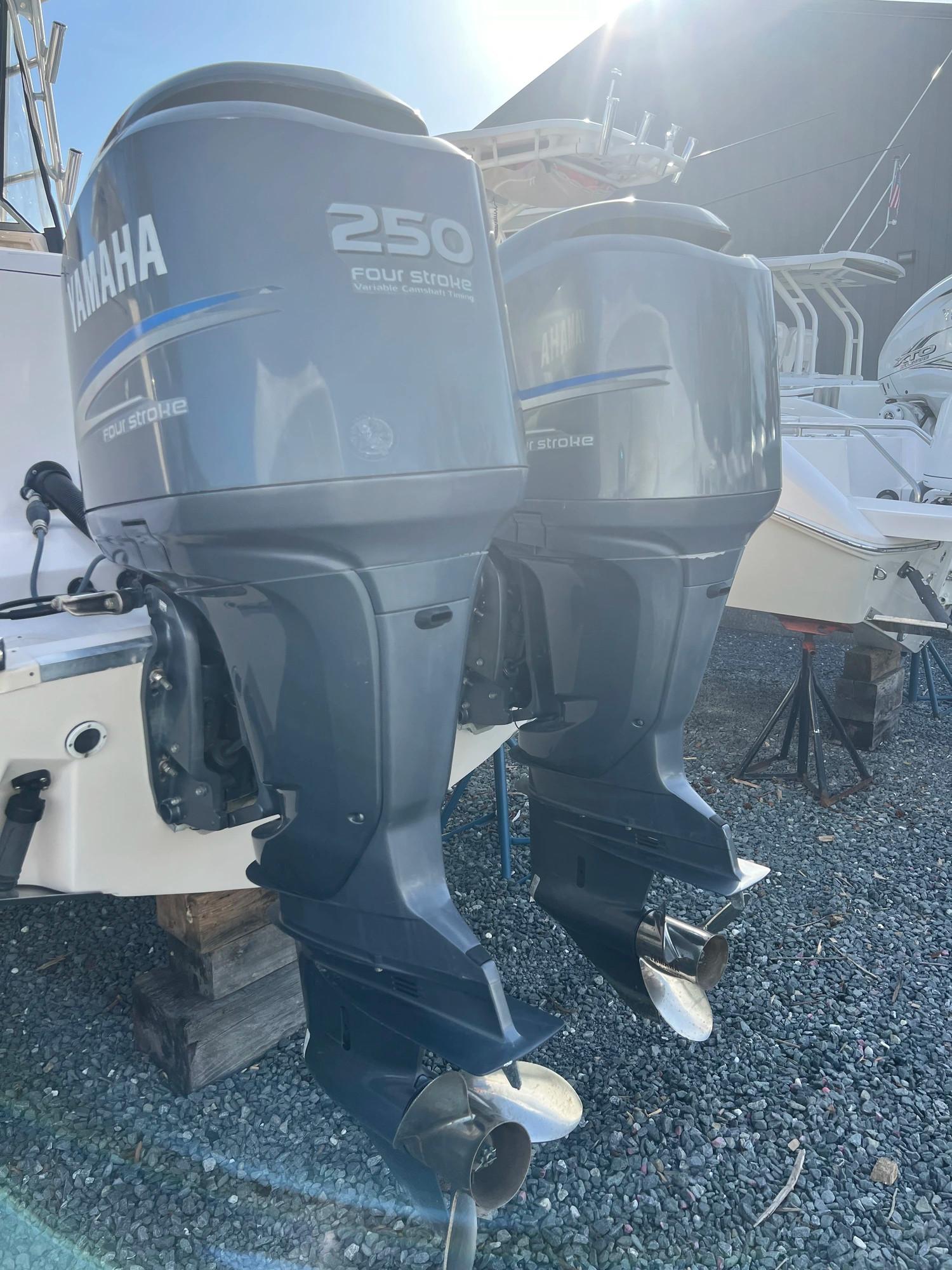 2016 Everglades 255 SS Centre Console for sale - YachtWorld