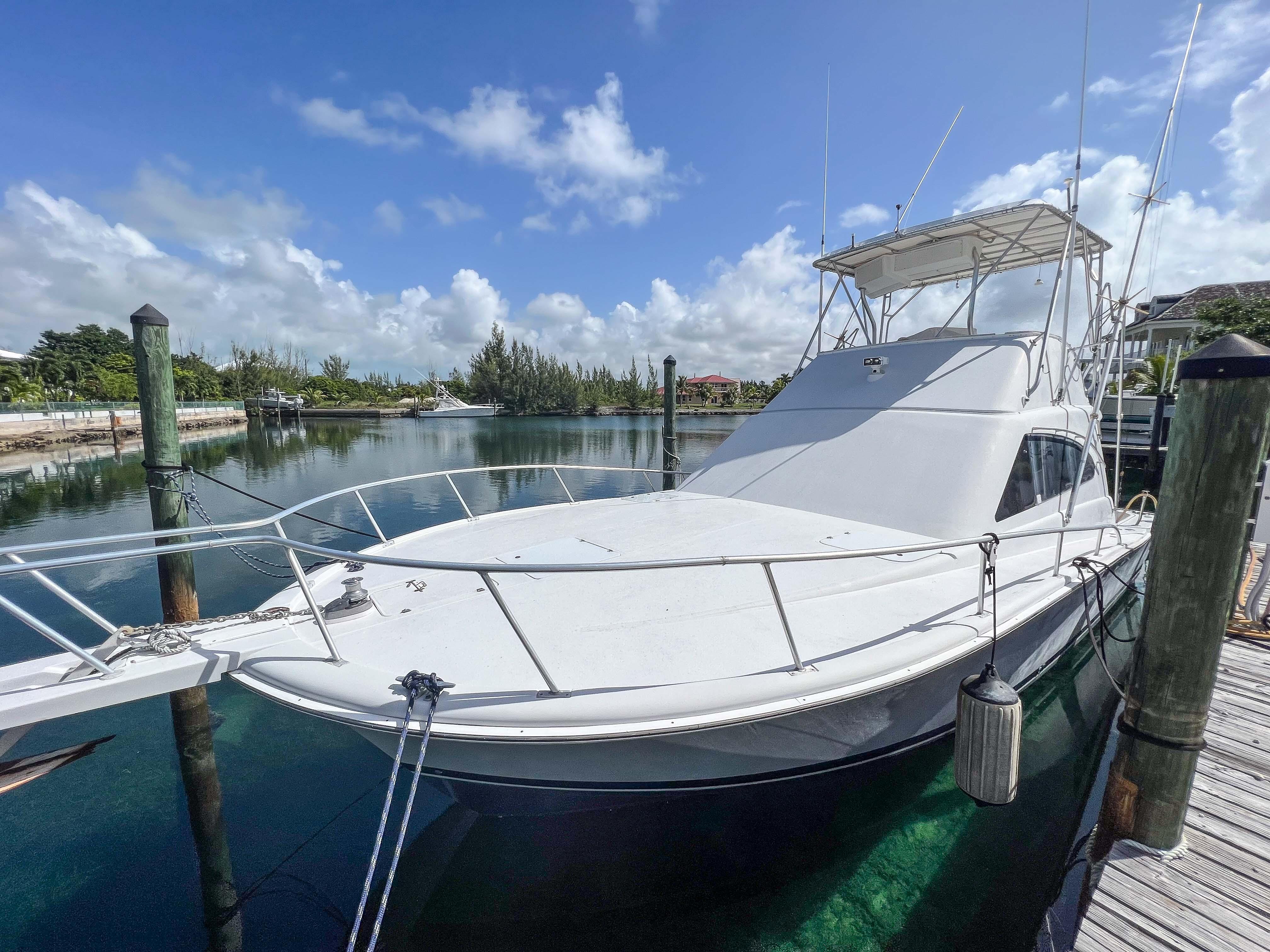 2000 Luhrs 400 Convertible Convertible for sale - YachtWorld