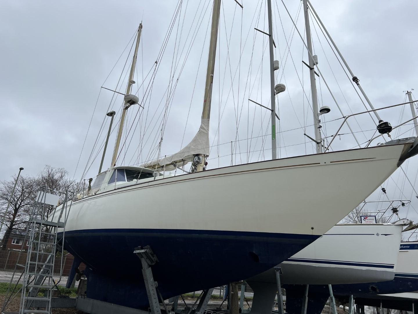 Nicholson 48 | 1980 | 15m - Hampshire | Boatshop24