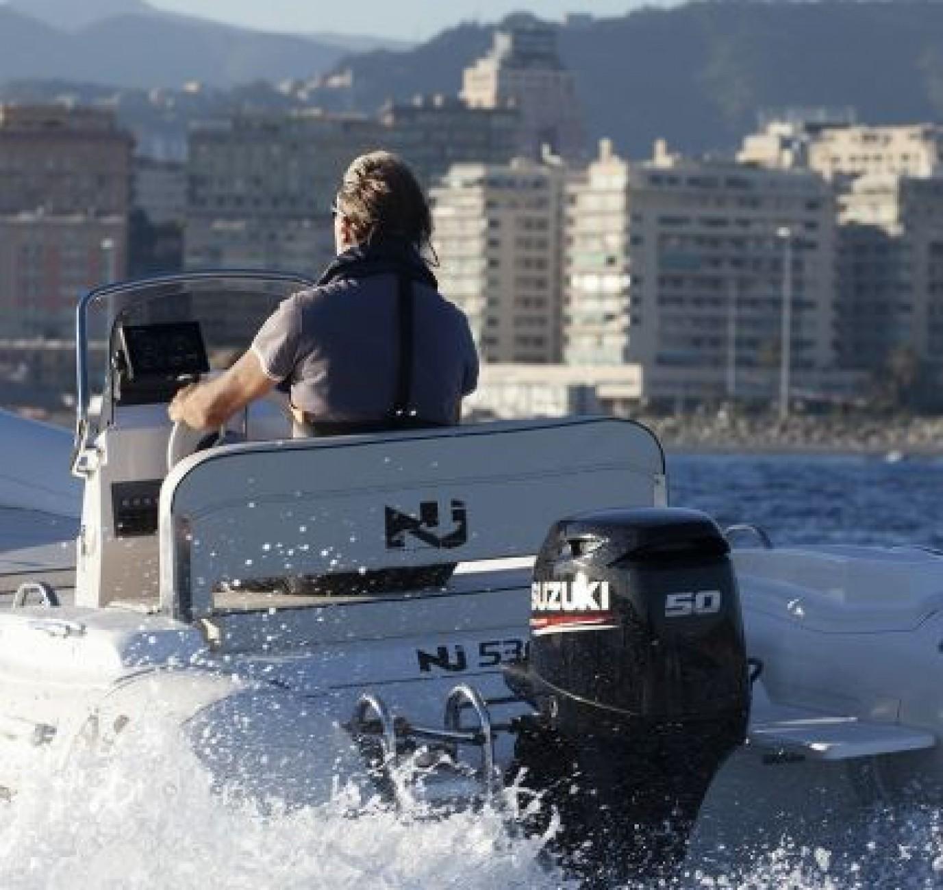 Suzuki Gamme sport compact DF50A New in At Sales Office, France - iNautia