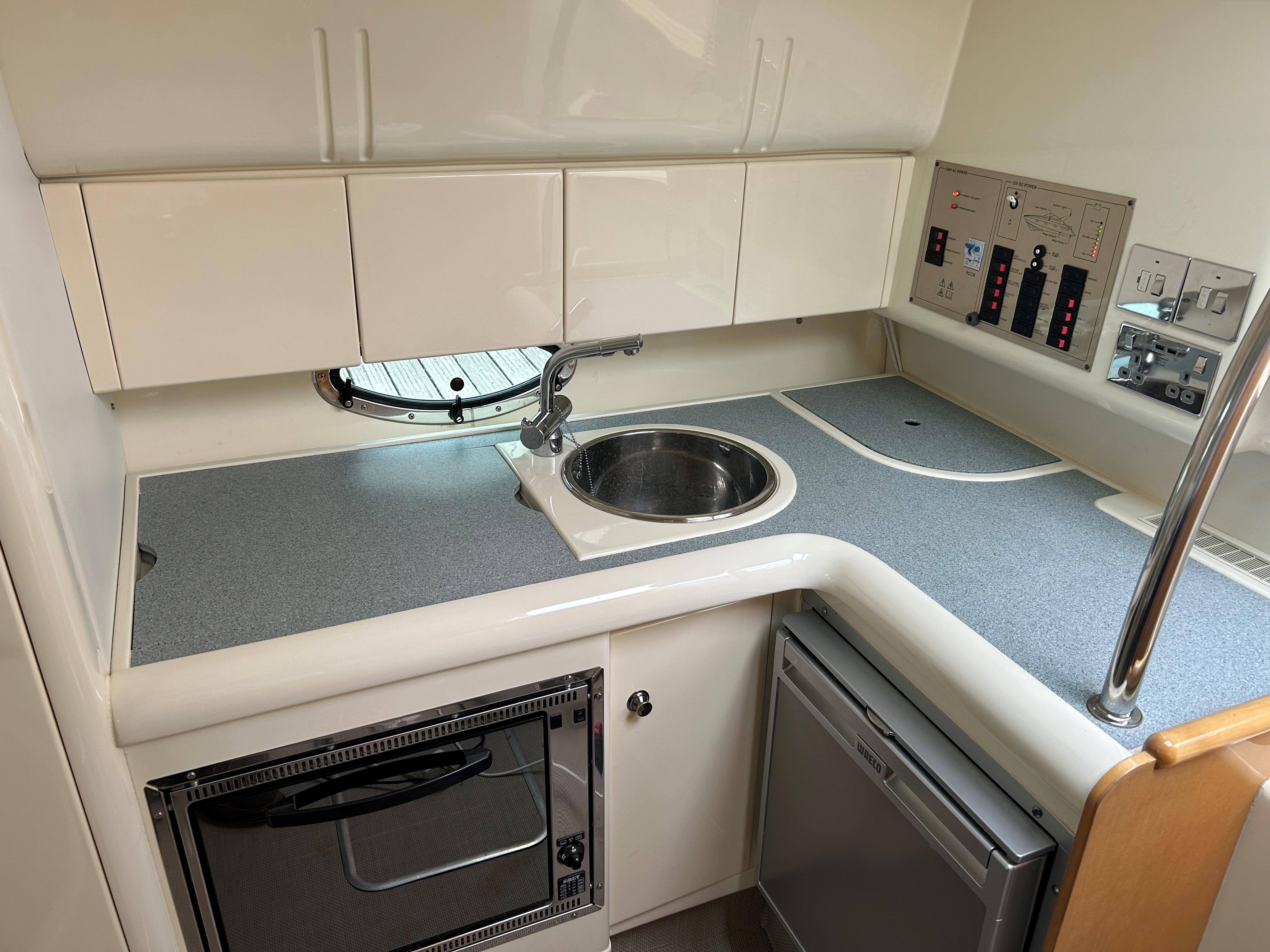 1998 Fairline Targa 29 Cruiser for sale - YachtWorld