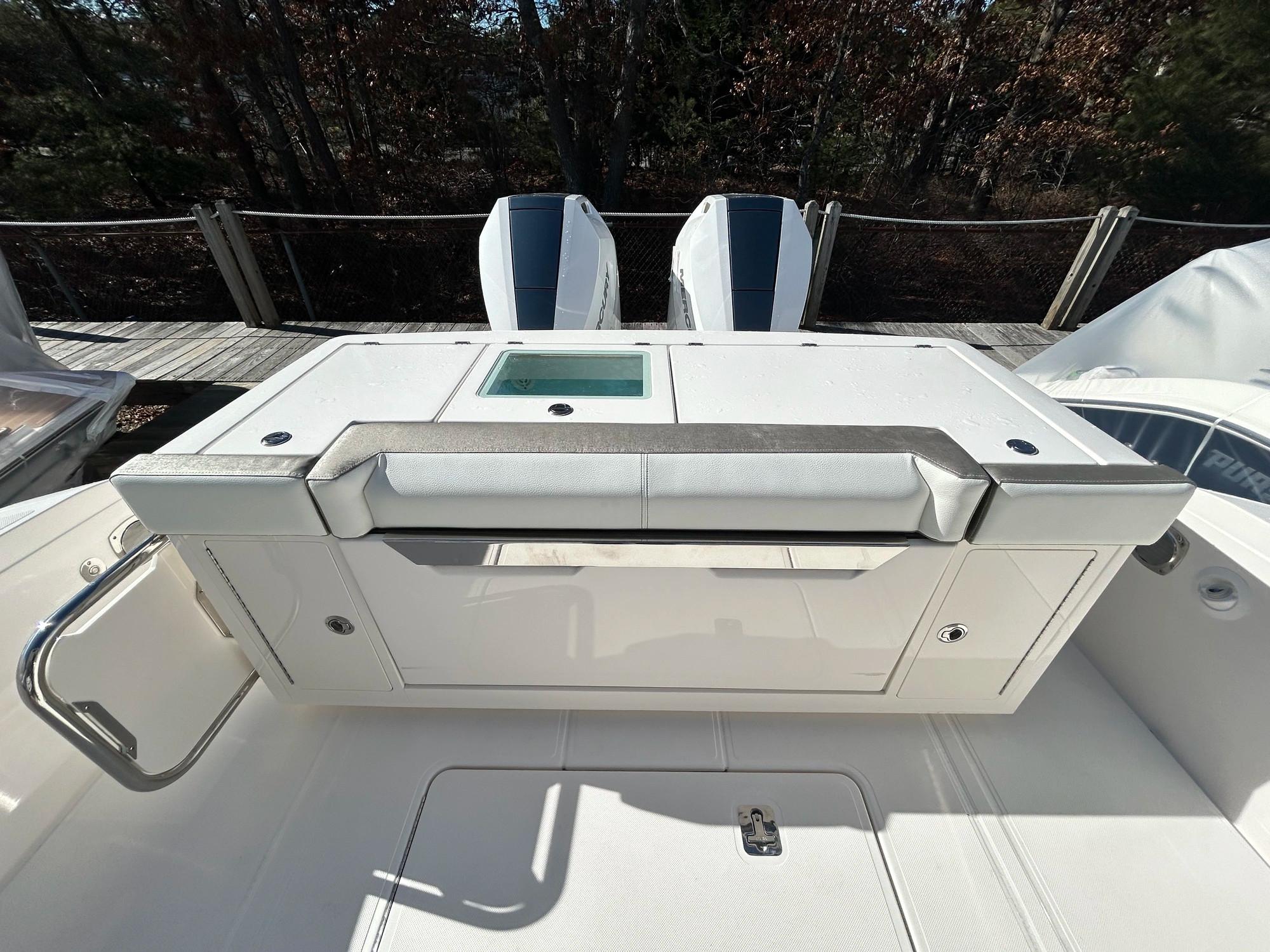 2024 Tiara Yachts 34 LS Motor Yacht for sale - YachtWorld