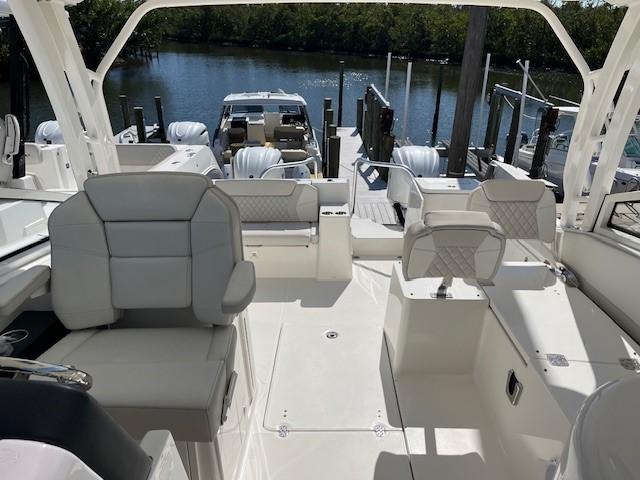 2024 World Cat 325 DC Power katamaran till salu- YachtWorld