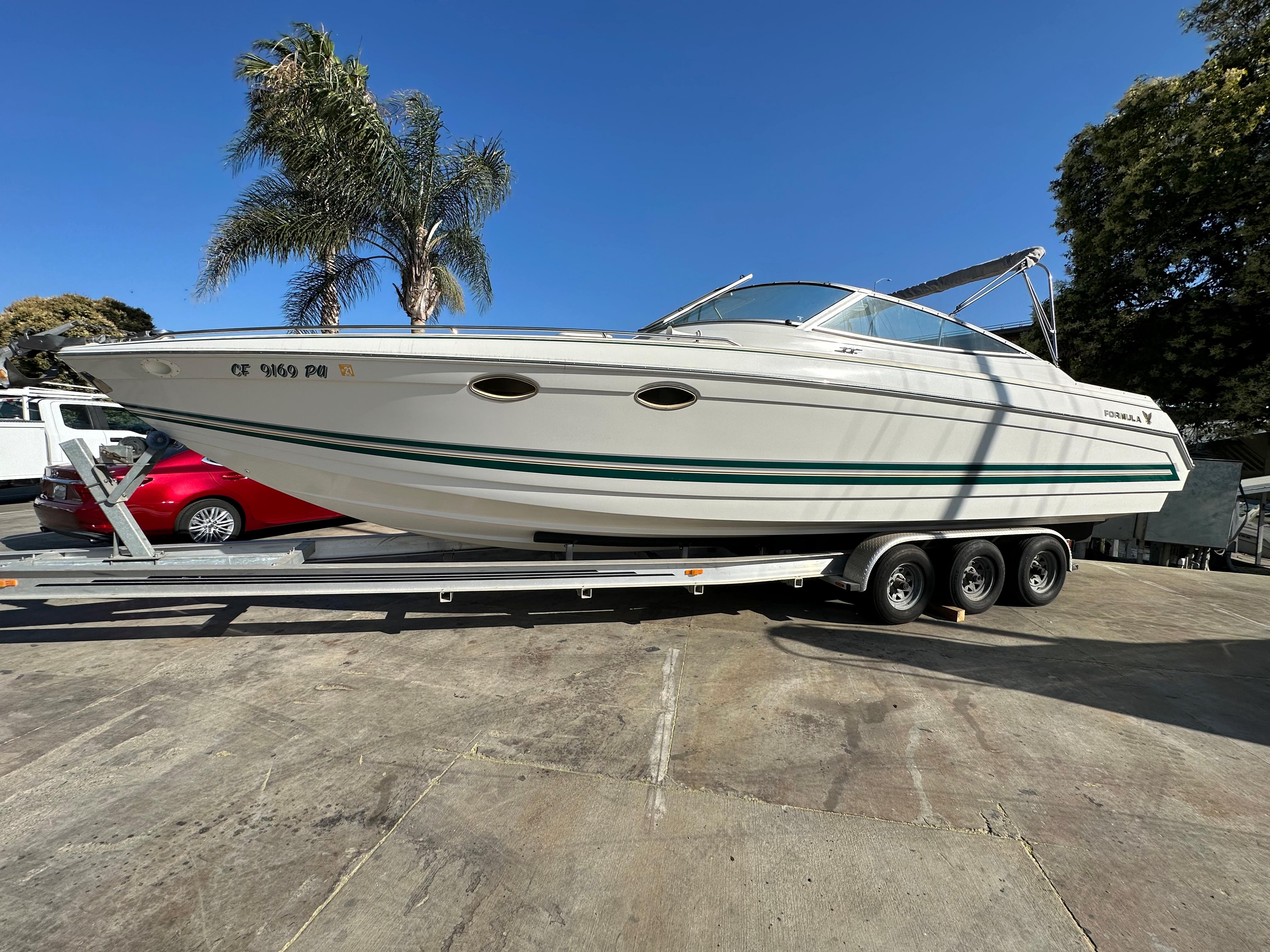 1999 Formula 330 SS Sun Sport Sports Cruiser for sale - YachtWorld