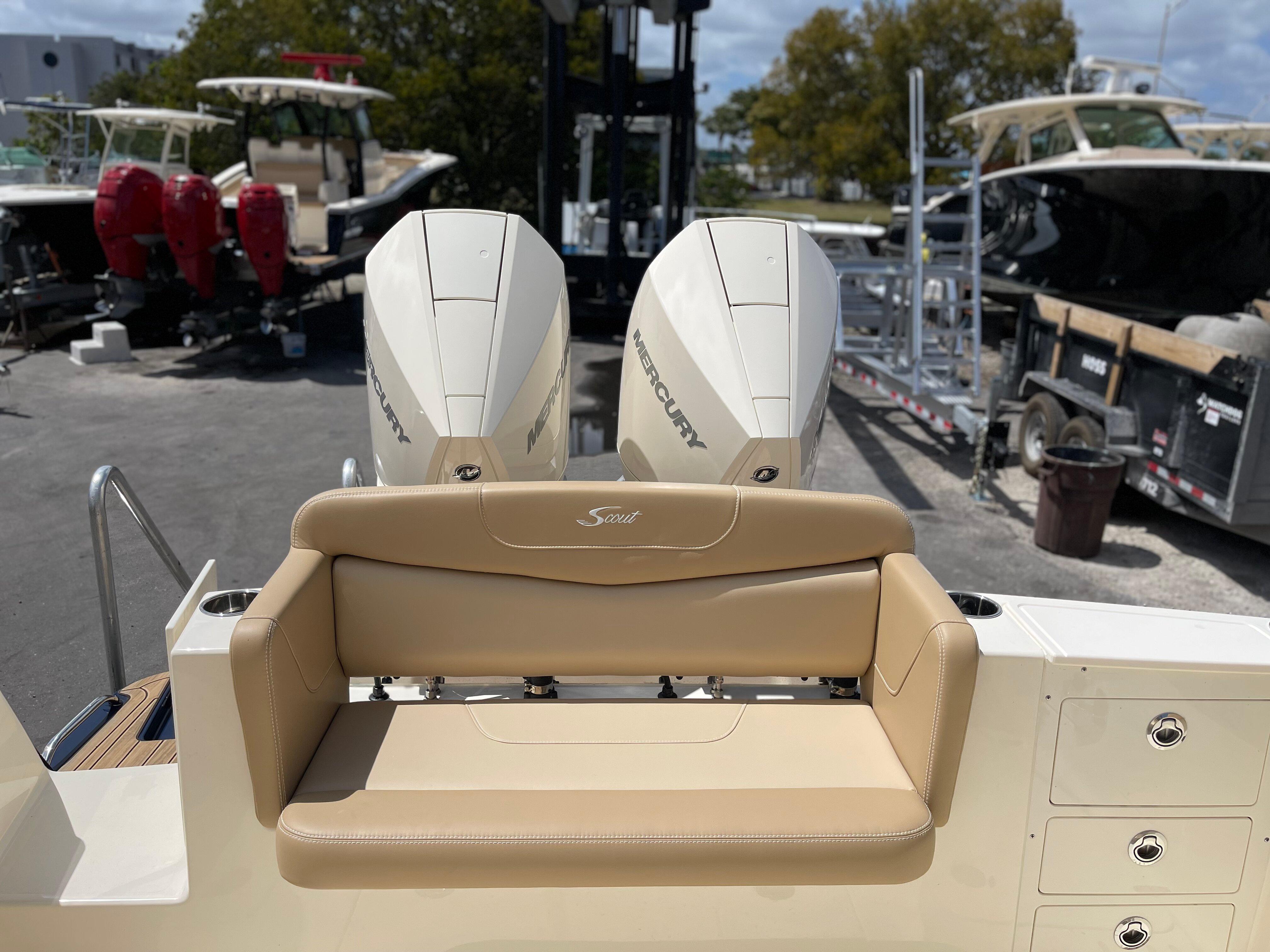 2025 Scout 305 LXF Saltwater Fishing for sale - YachtWorld