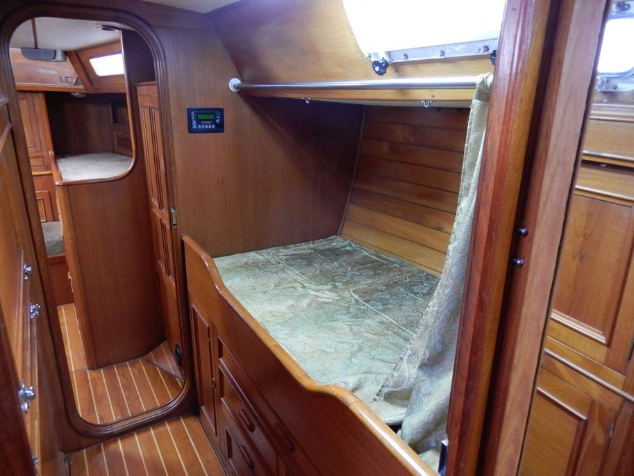 1985 Barnett Offshore Centre Cockpit for sale - YachtWorld